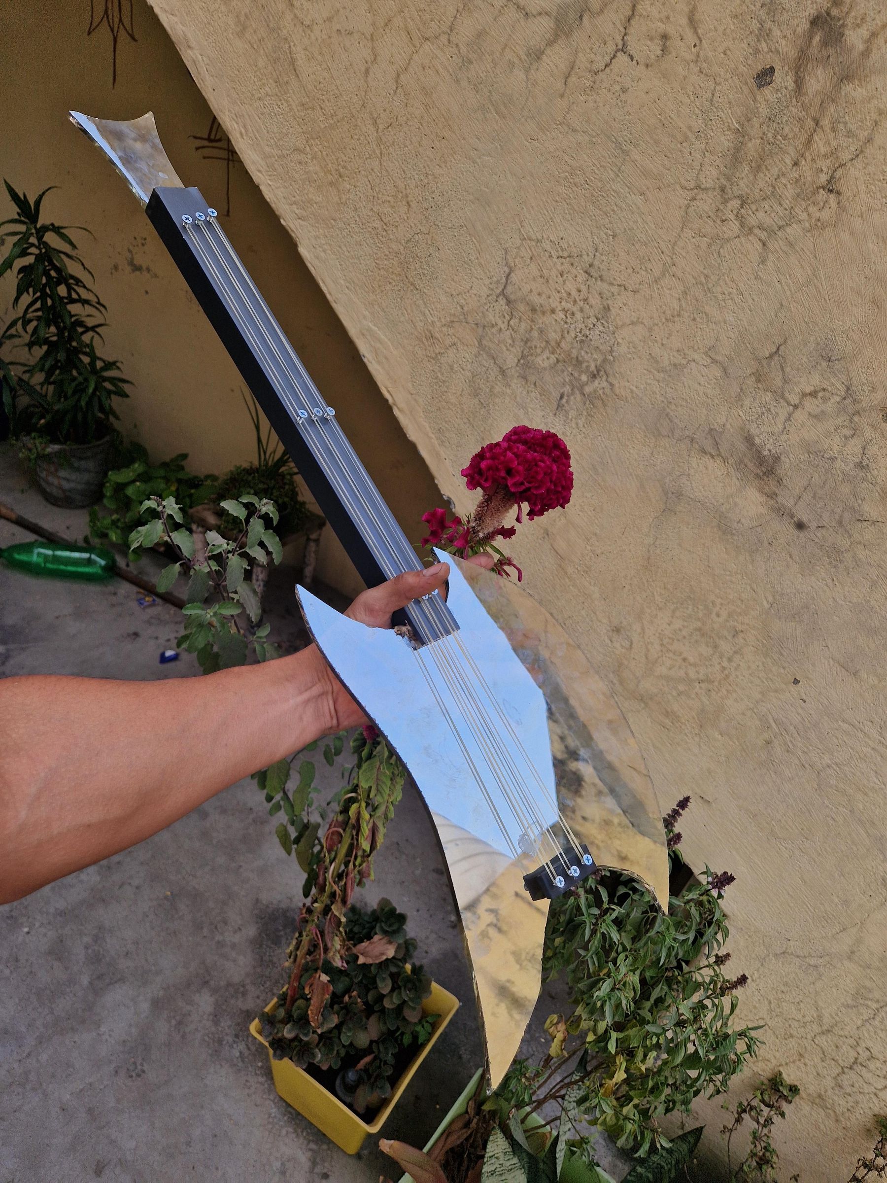 ShockFang – Simple DIY Noise Machine (Golden Glass + Aluminum + Rubber ...