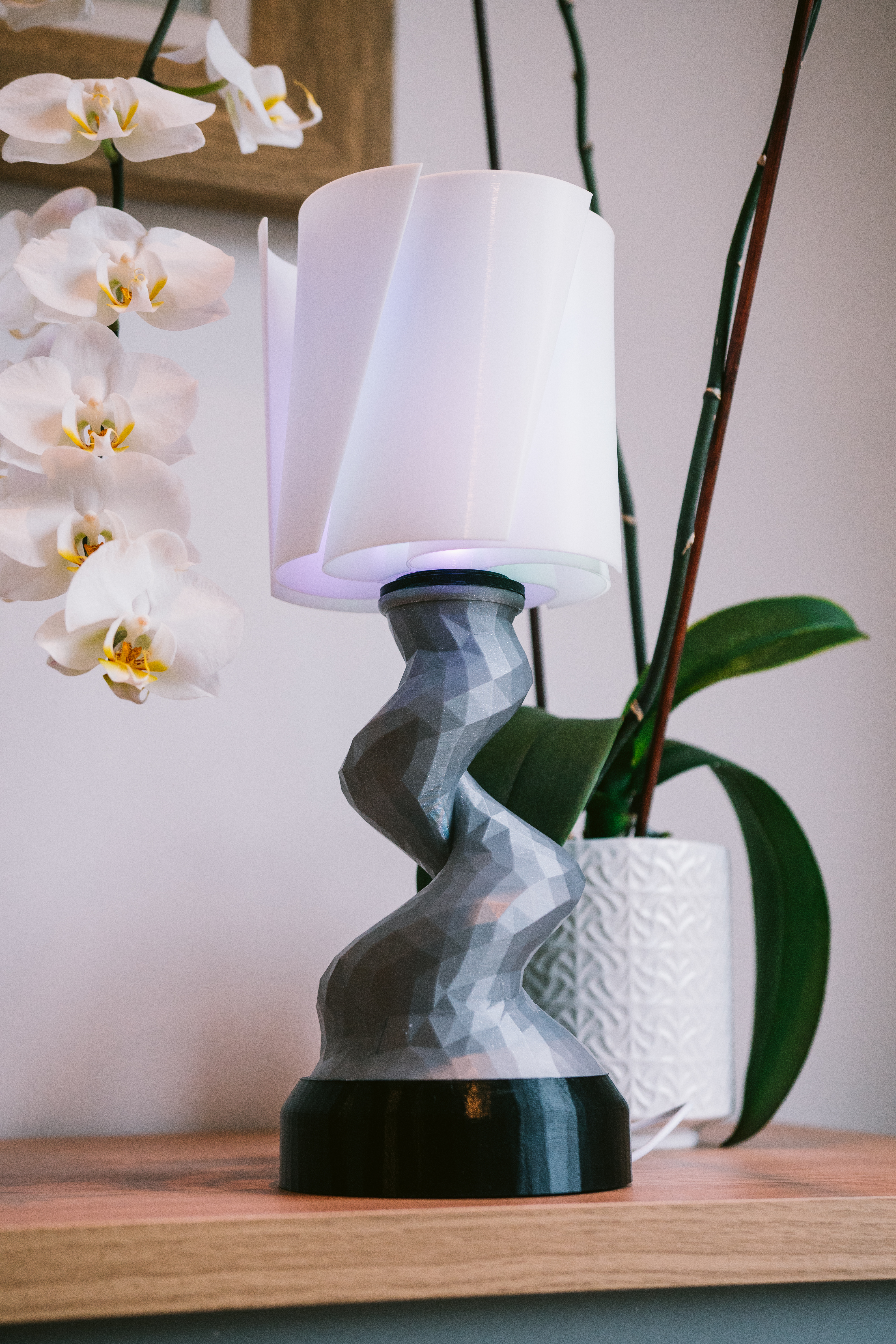 Low Poly LED Mood Lamp : 9 Steps (with Pictures) - Instructables