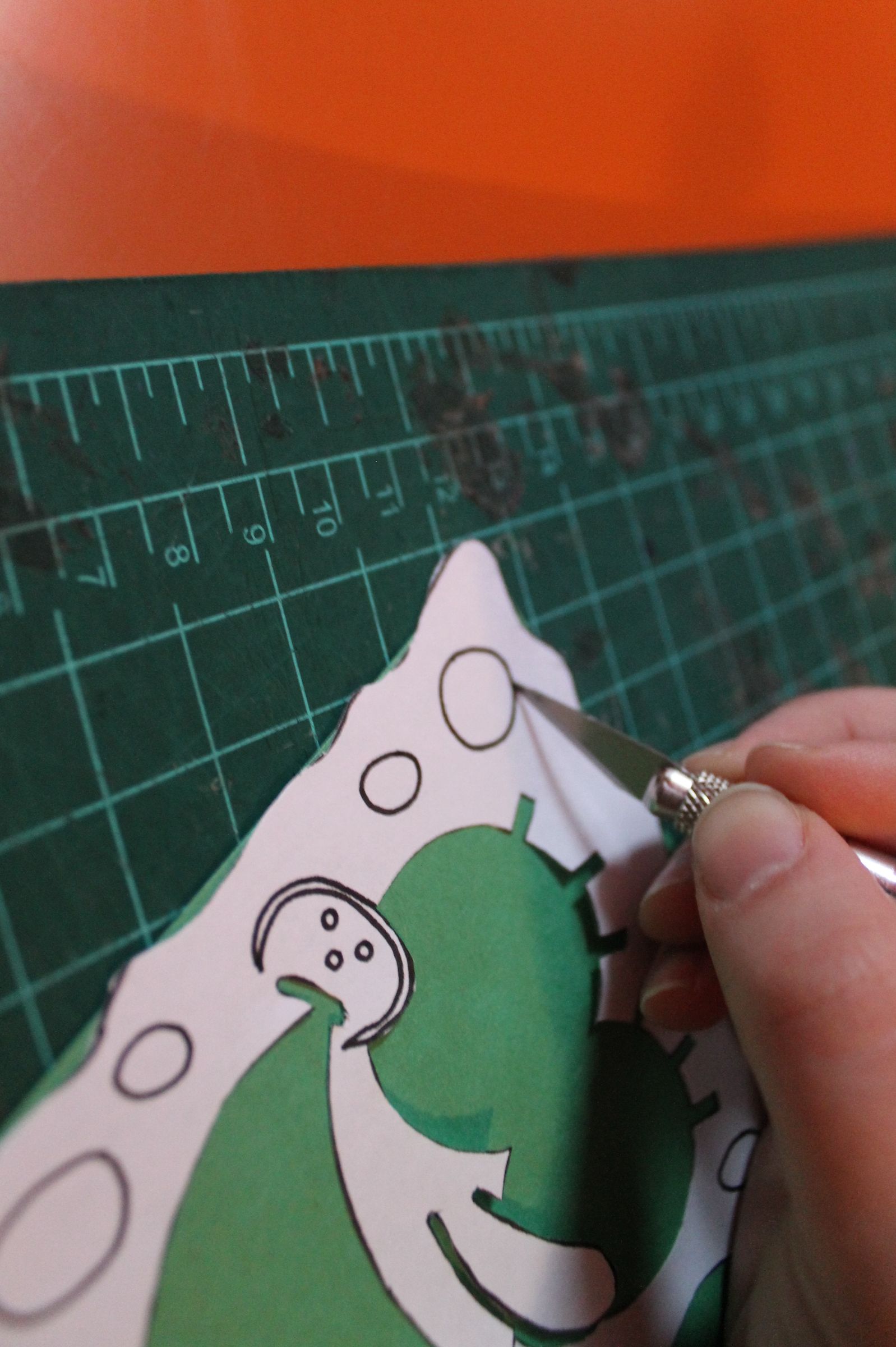 Construction Paper Cartoon Character Banner : 11 Steps - Instructables