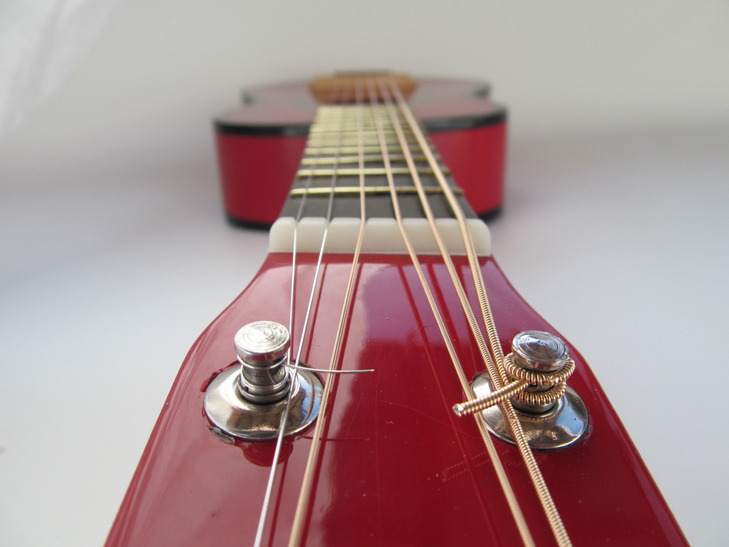 Little Red Guitar : 6 Steps (with Pictures) - Instructables