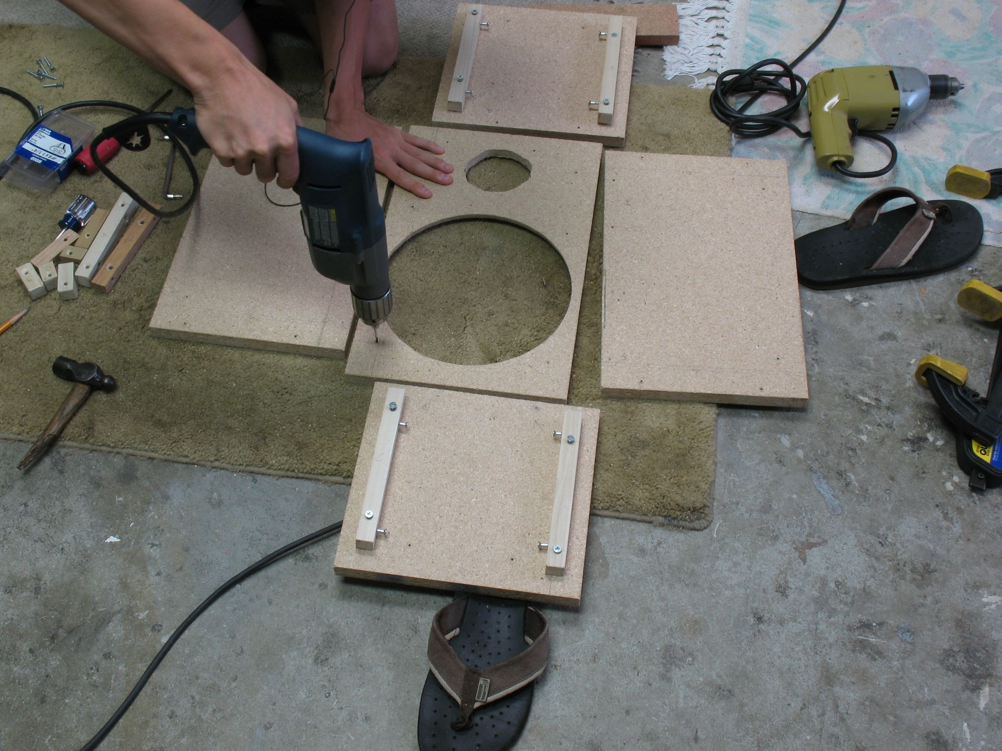 Build a Pair of Stereo Speakers : 13 Steps (with Pictures) - Instructables