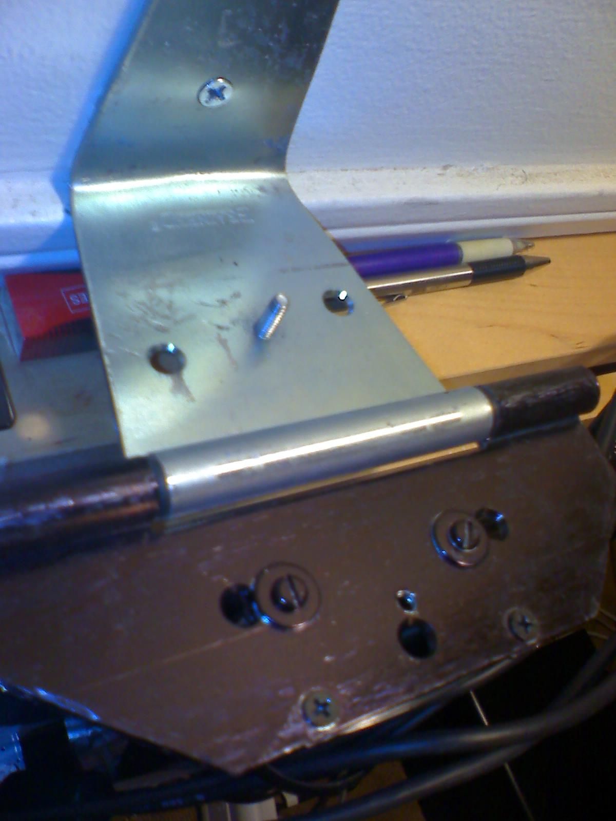 Space Saving Computer Monitor and Folding Desk Idea : 4 Steps ...