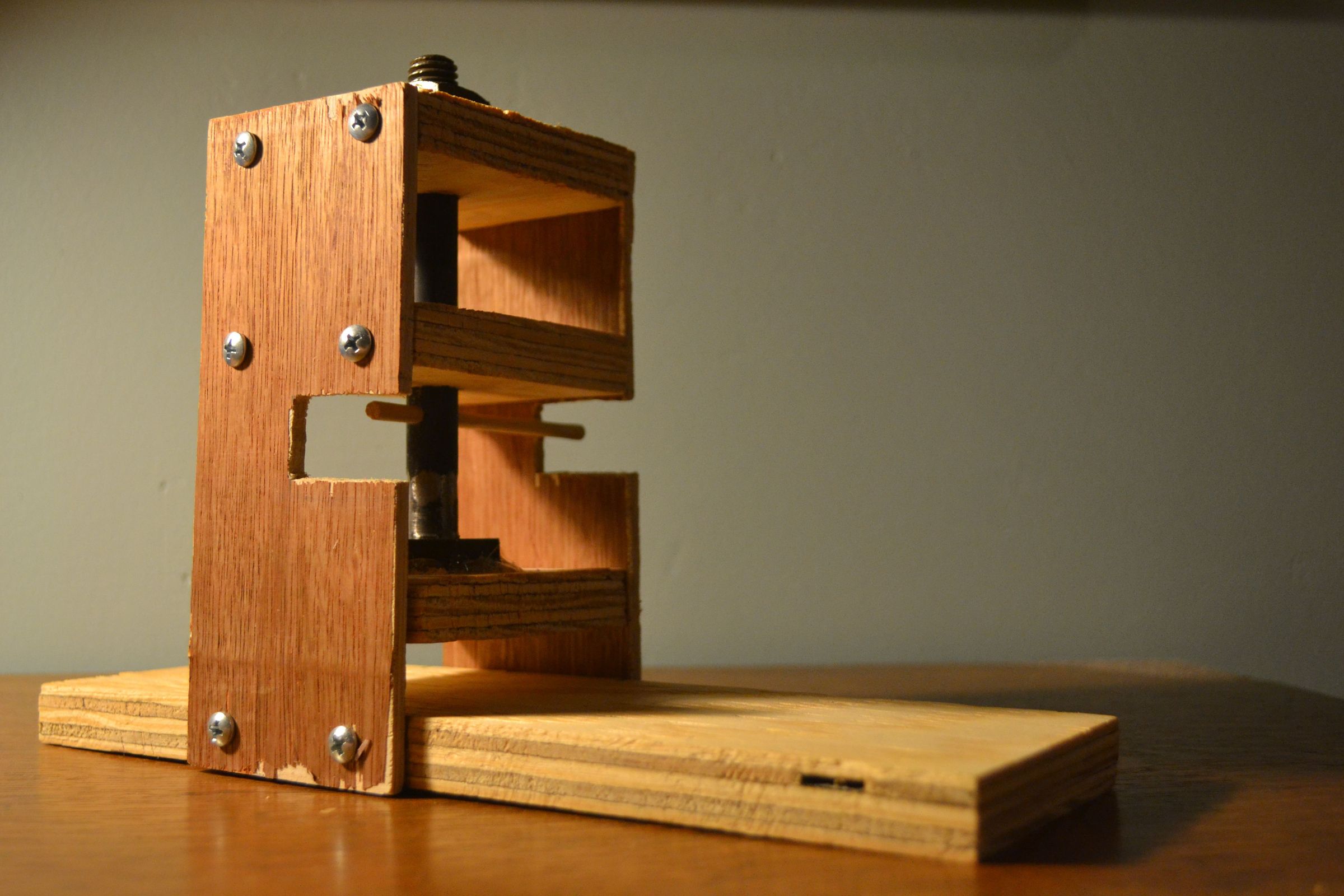 Desktop Printing Press : 11 Steps (with Pictures) - Instructables