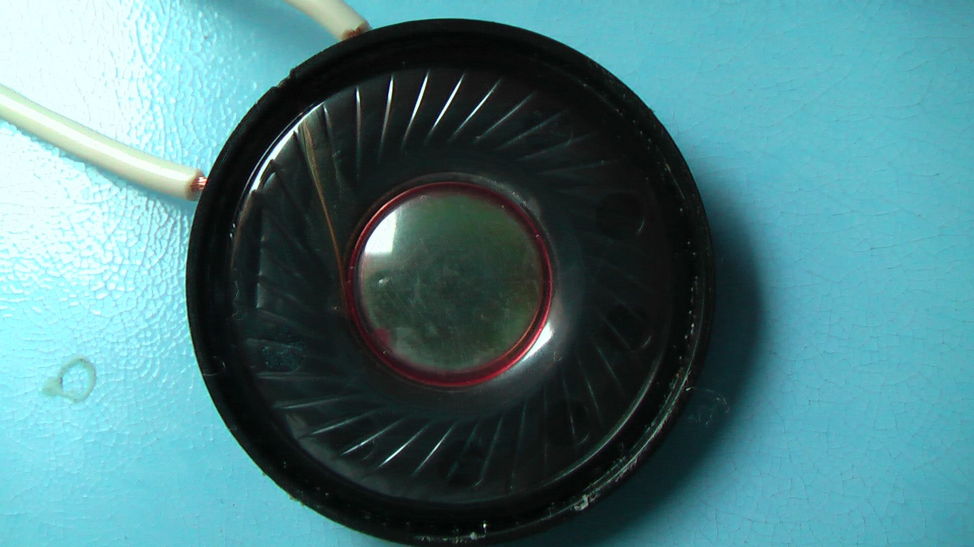 Easy Mic or Pickup : 6 Steps - Instructables