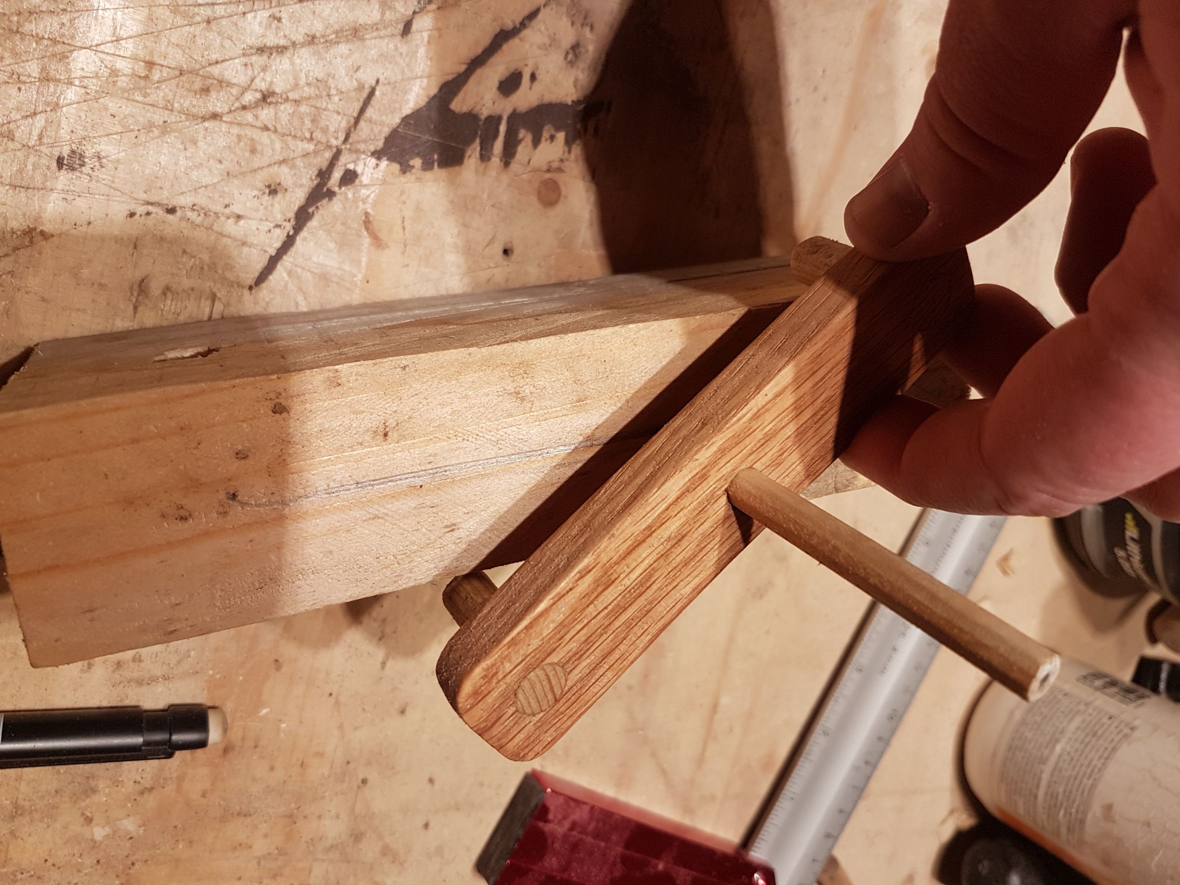 Center Finder Jig or Marker : 7 Steps (with Pictures) - Instructables