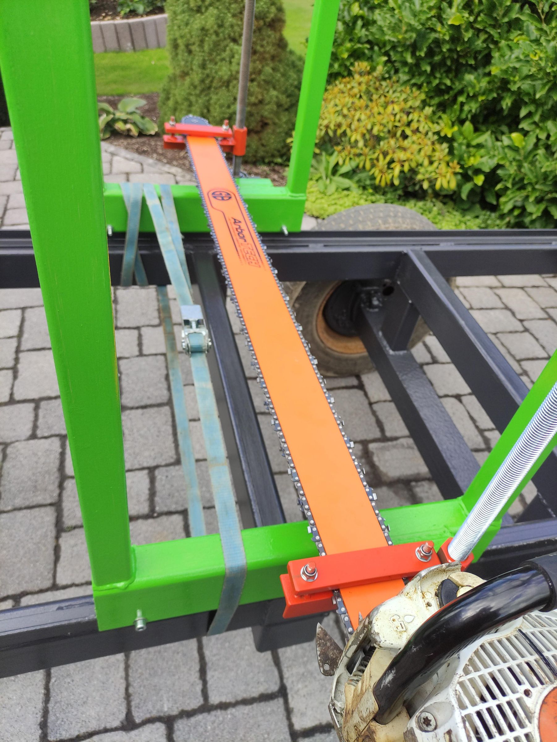 Mobile Sawmill : 8 Steps - Instructables
