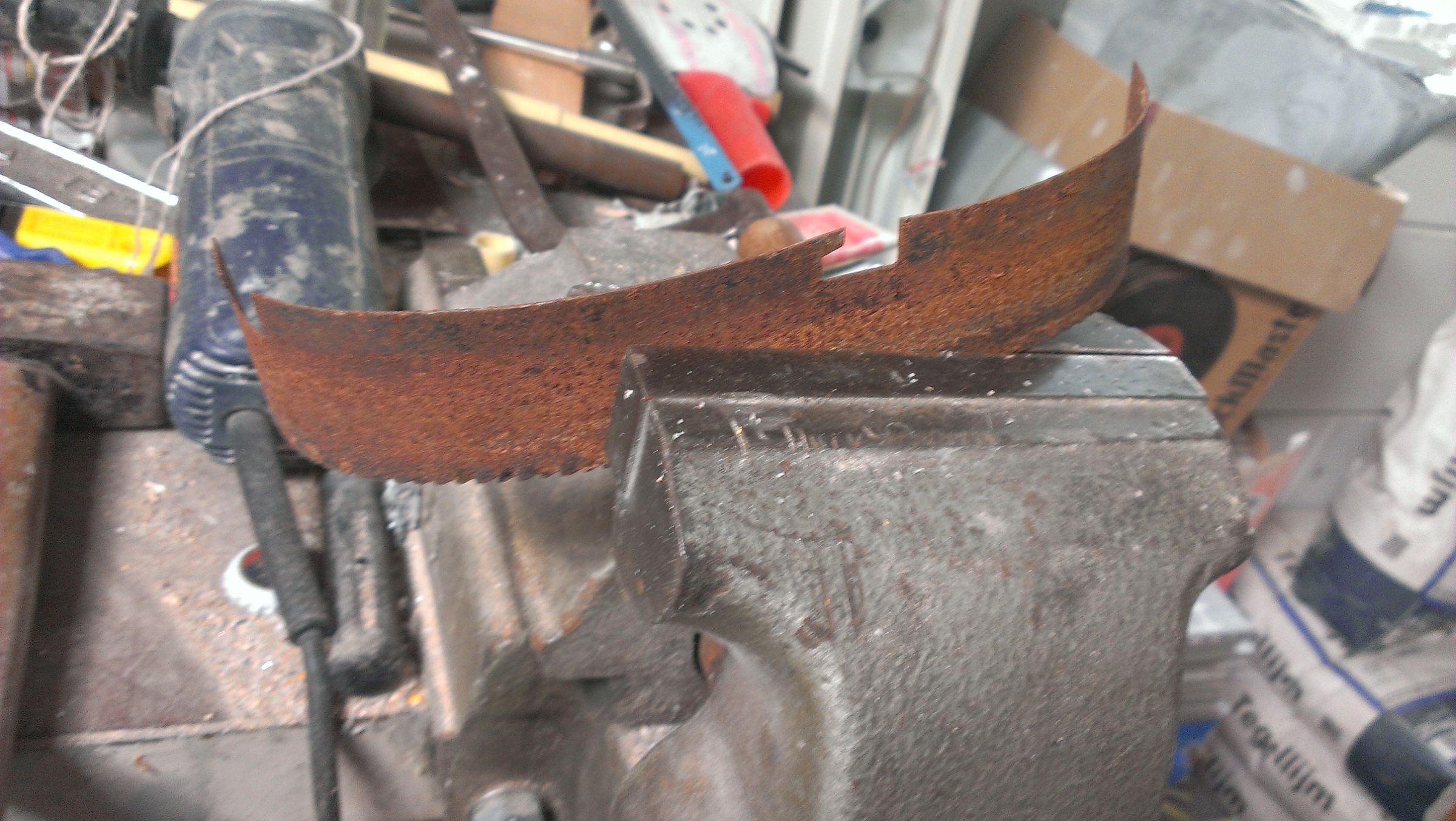 Homemade Pocket Knife : 10 Steps - Instructables