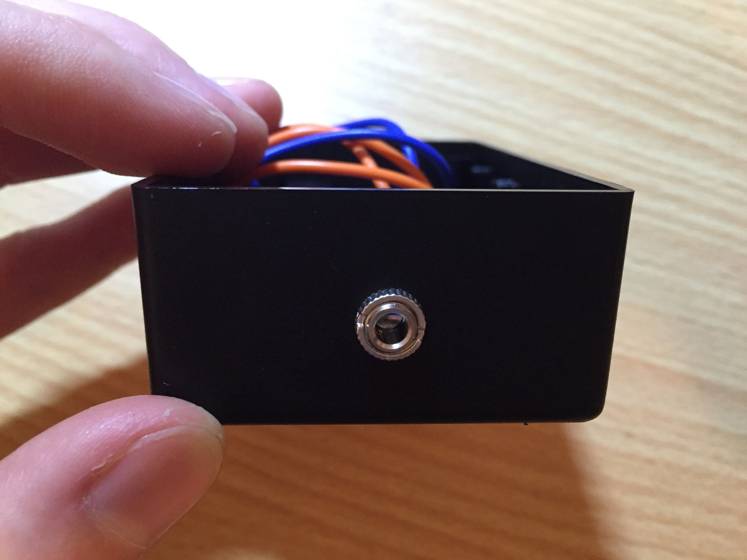 Dual Input Audio Switching Circuit : 6 Steps (with Pictures ...