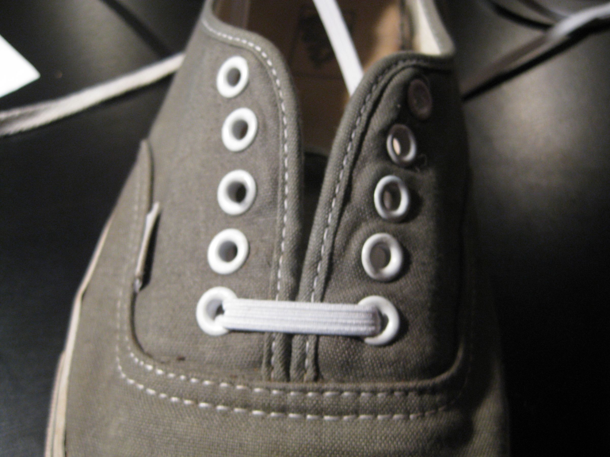 Elastic (No Tie) Shoelaces : 6 Steps (with Pictures) - Instructables