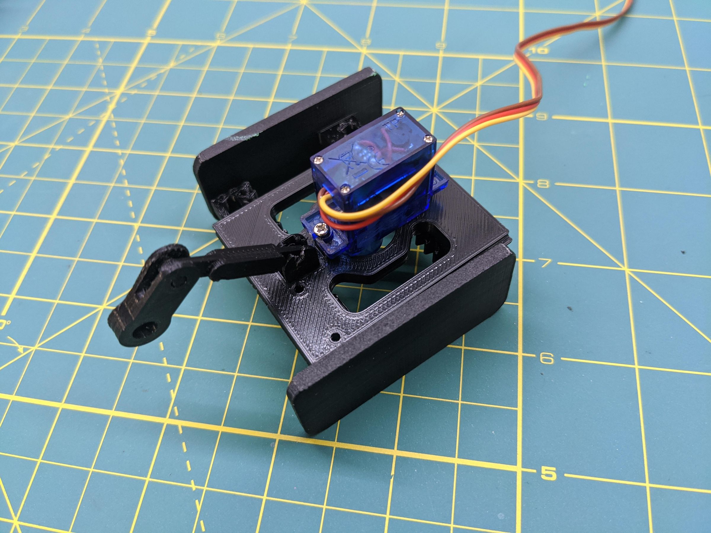 Itsy Bitsy: an Untethered Climbing Robot : 5 Steps (with Pictures) - Instructables