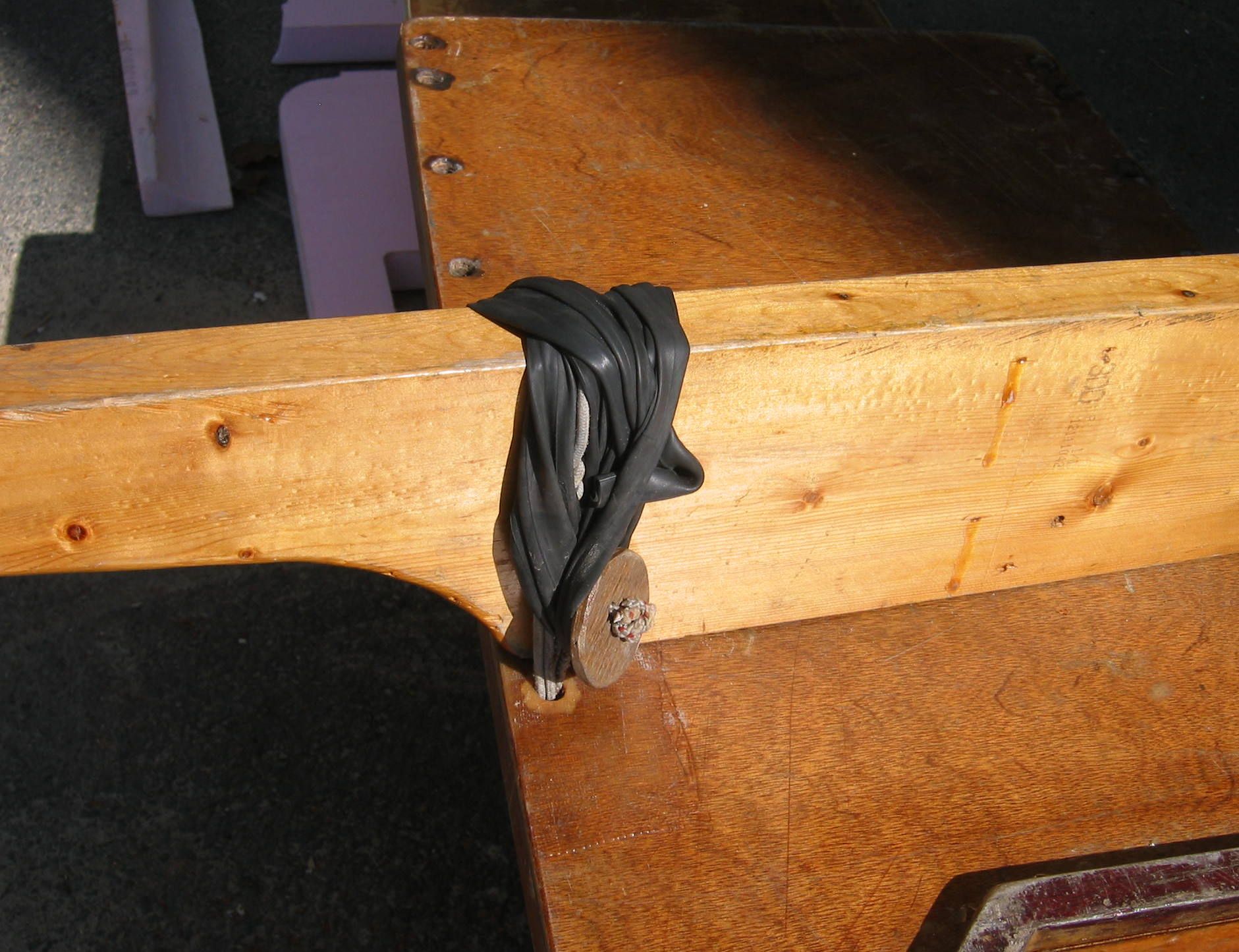Outrigger Lashing Buttons : 8 Steps (with Pictures) - Instructables