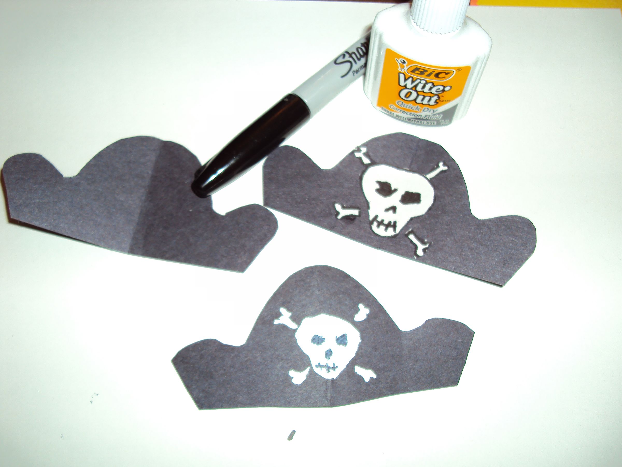 Pirate Paper Craft (EASY) : 13 Steps - Instructables