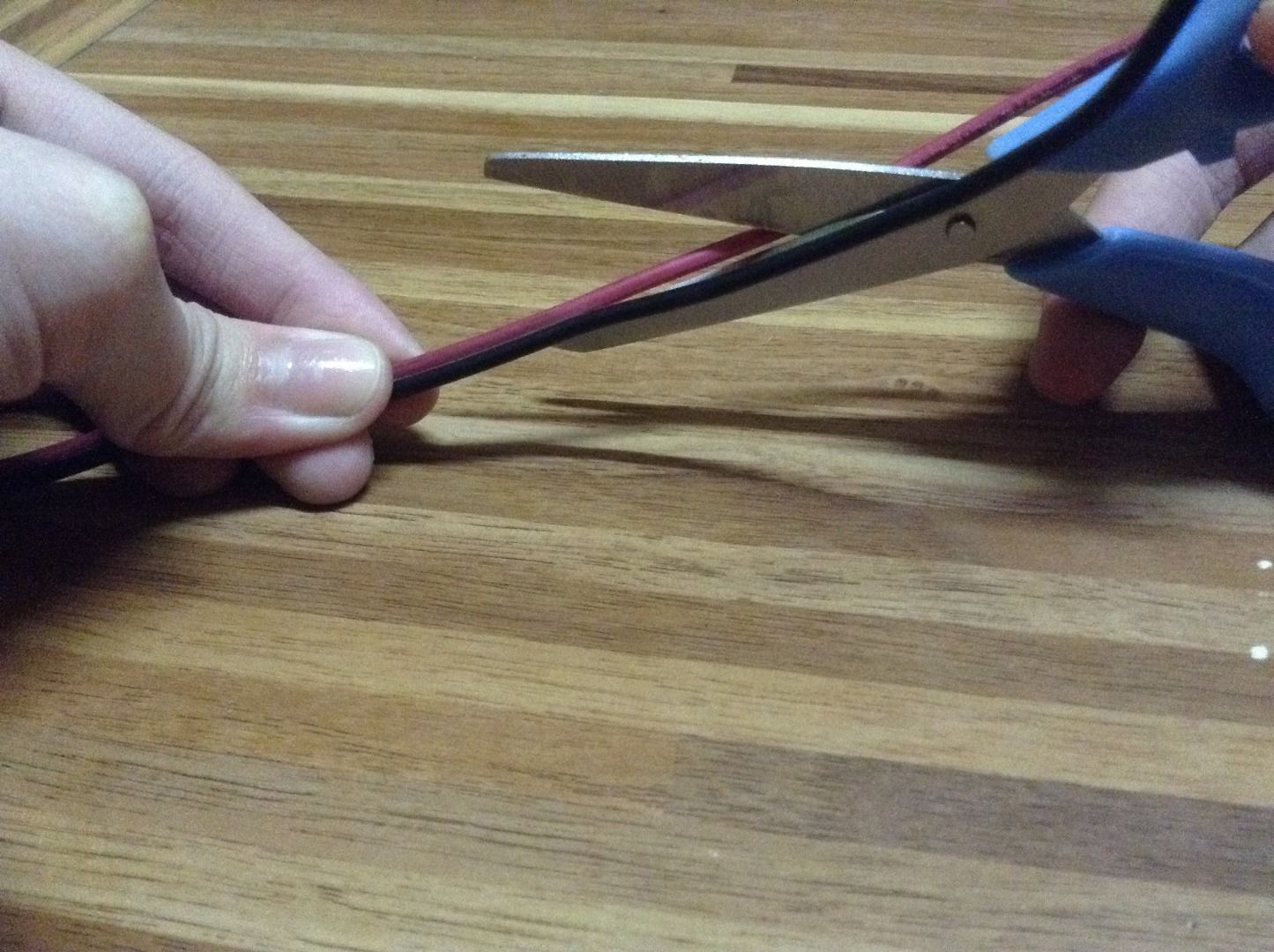 How to Make a Simple Circuit : 7 Steps - Instructables