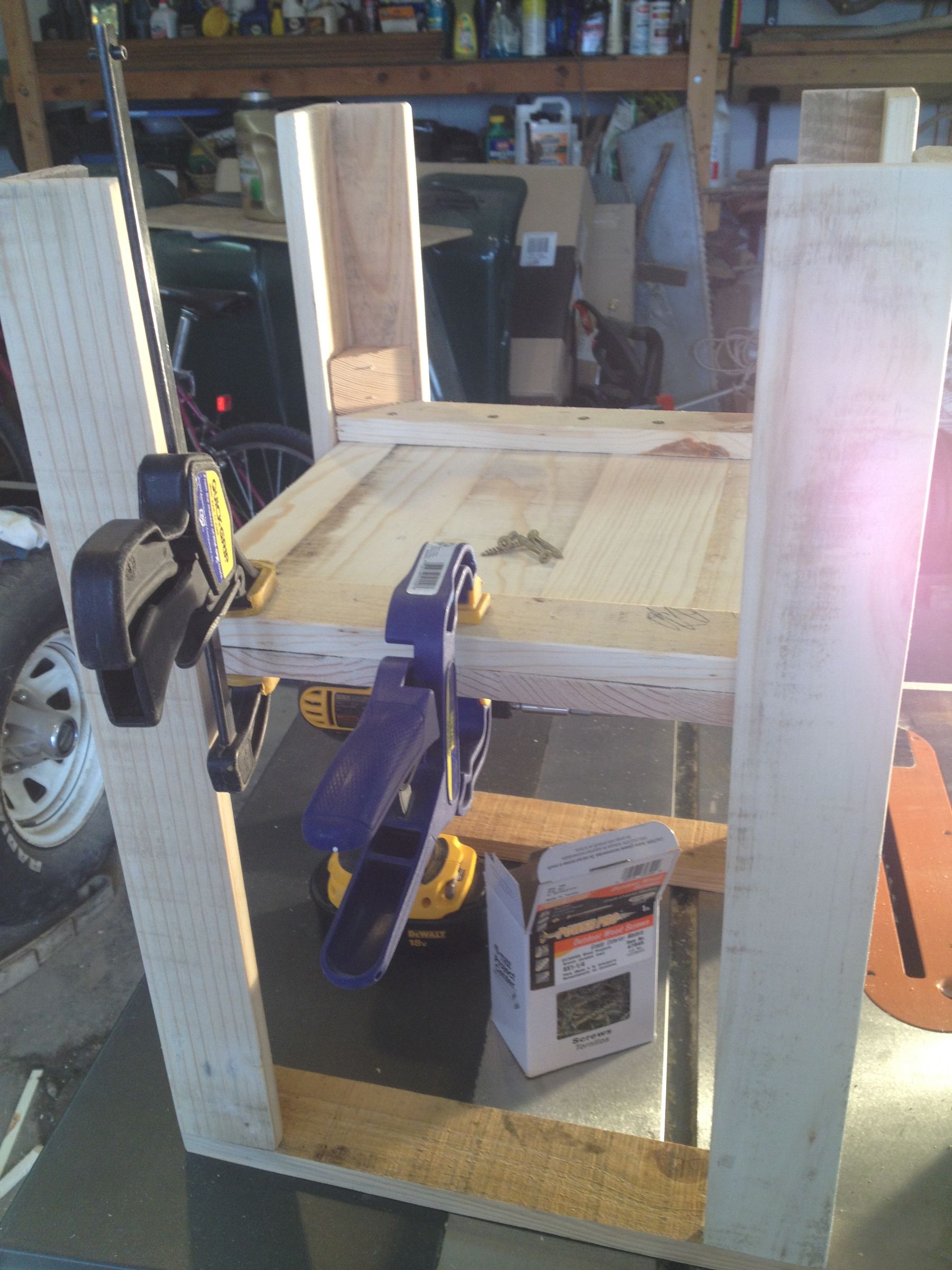 Recycled Pallet End Table : 11 Steps - Instructables