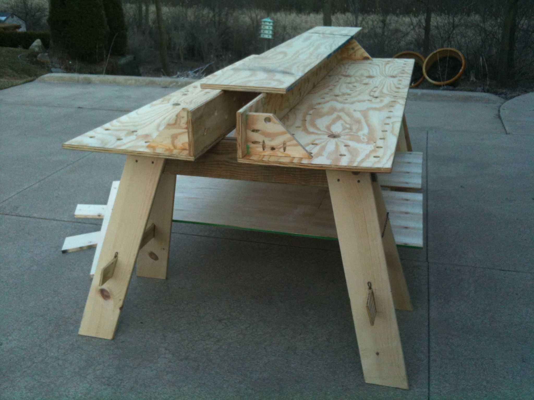 Multi-Functional Portable Workbench : 9 Steps (with Pictures ...