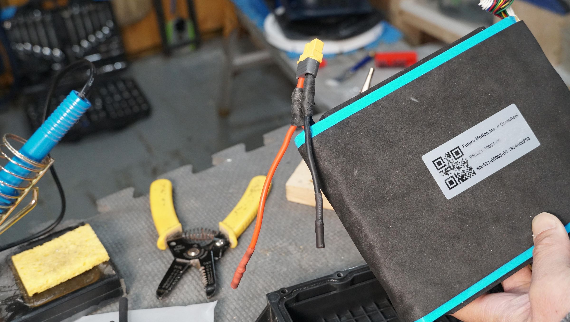 Onewheel Pint Battery Upgrade - Extended Range : 7 Steps (with Pictures ...