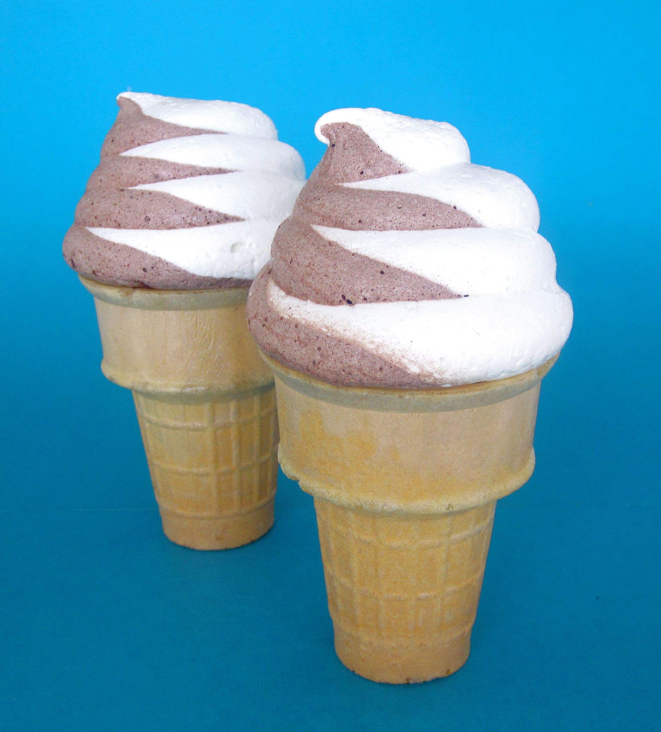 Meringue Cookie "Soft Serve" Cones : 4 Steps (with Pictures ...