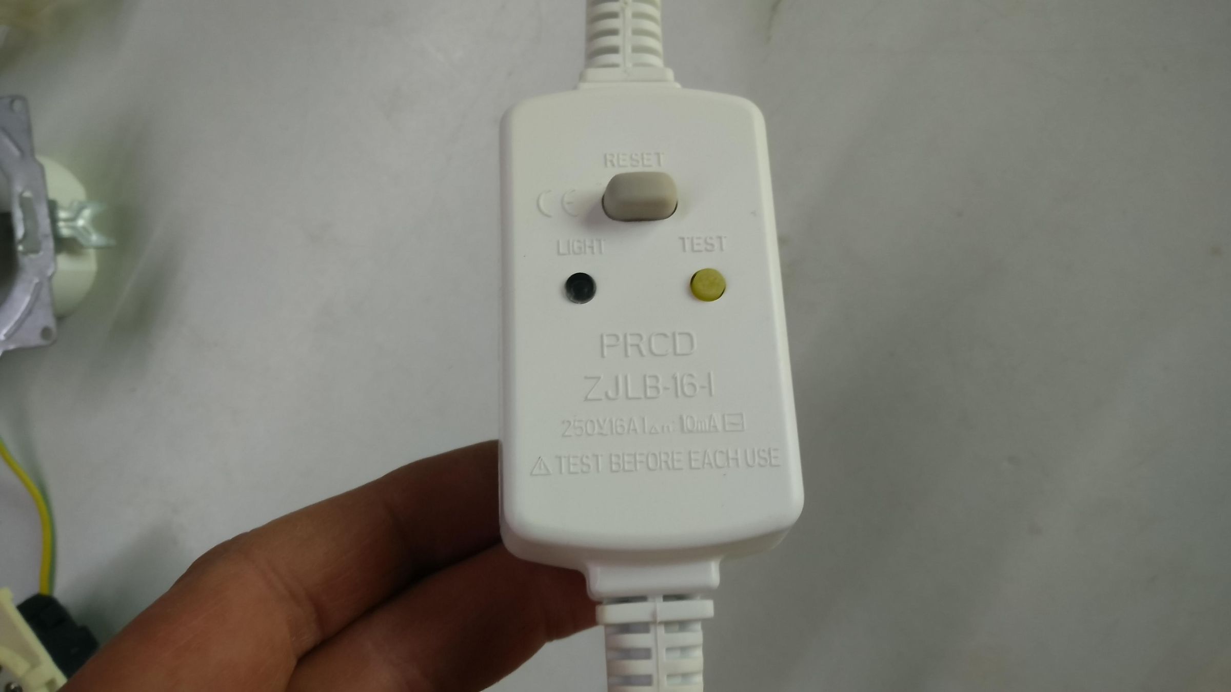 DIY Powerful Lawn Trimmer From an Angle Grinder : 11 Steps (with ...