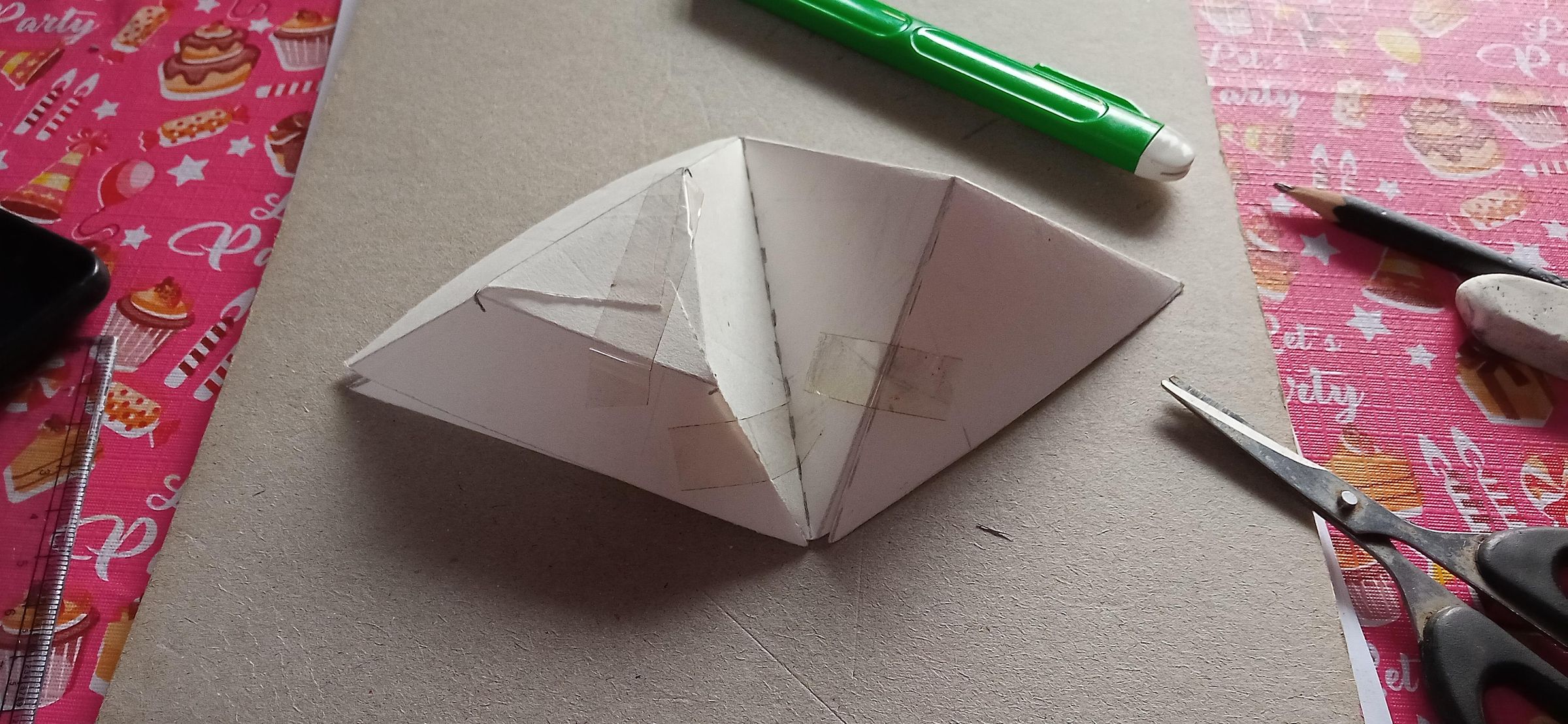 DIY - Origami Based Sturdy Phone Stand - Minimalist, Easy and Low ...