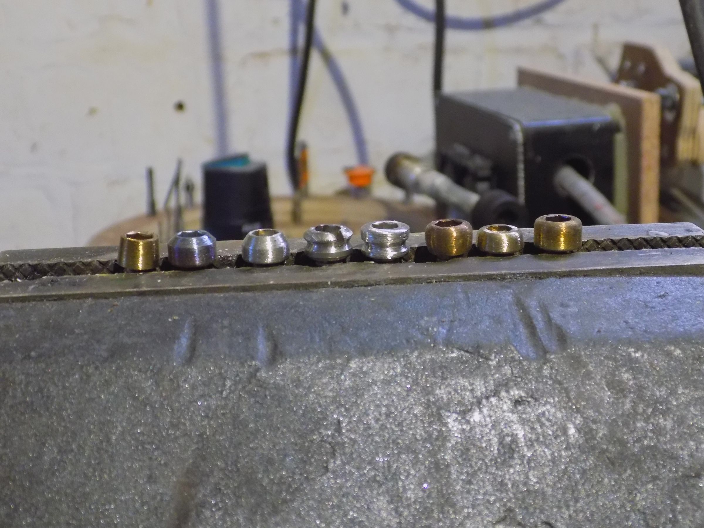 Customize Bolts for Your Projects! - Instructables