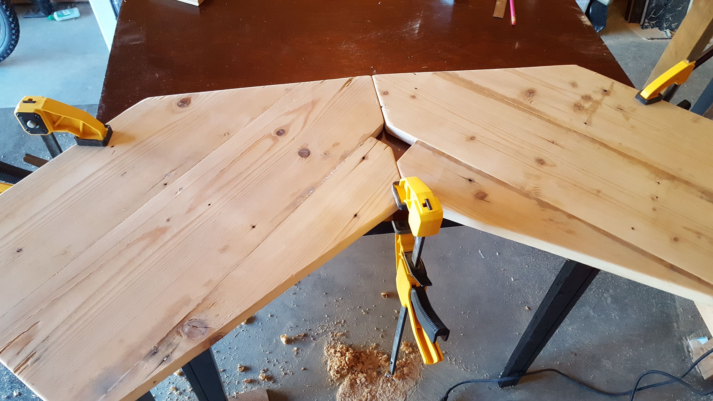 Computer Monitor Riser : 4 Steps (with Pictures) - Instructables