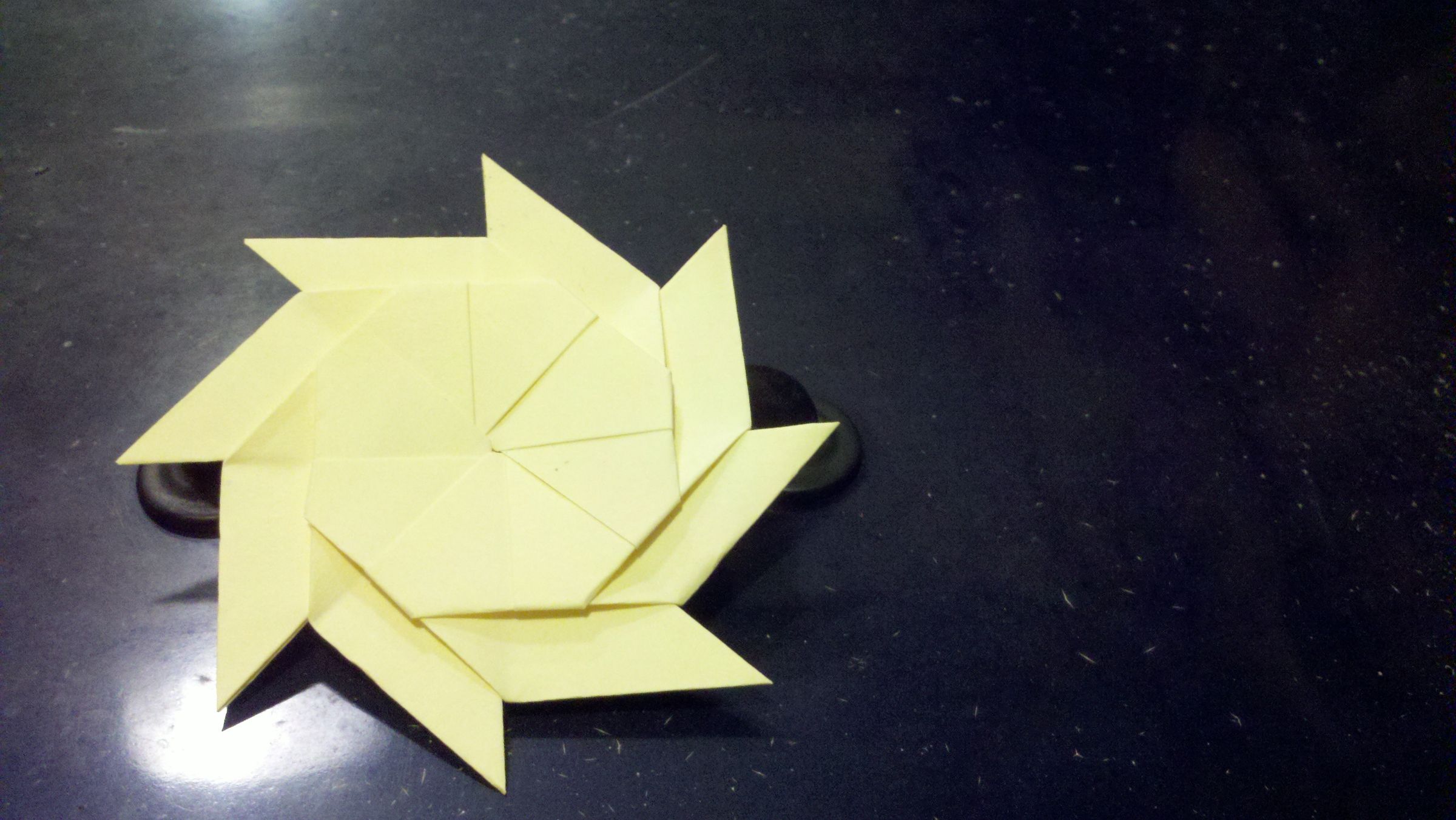 PPF (Paper Pocket Frisbee) : 11 Steps - Instructables