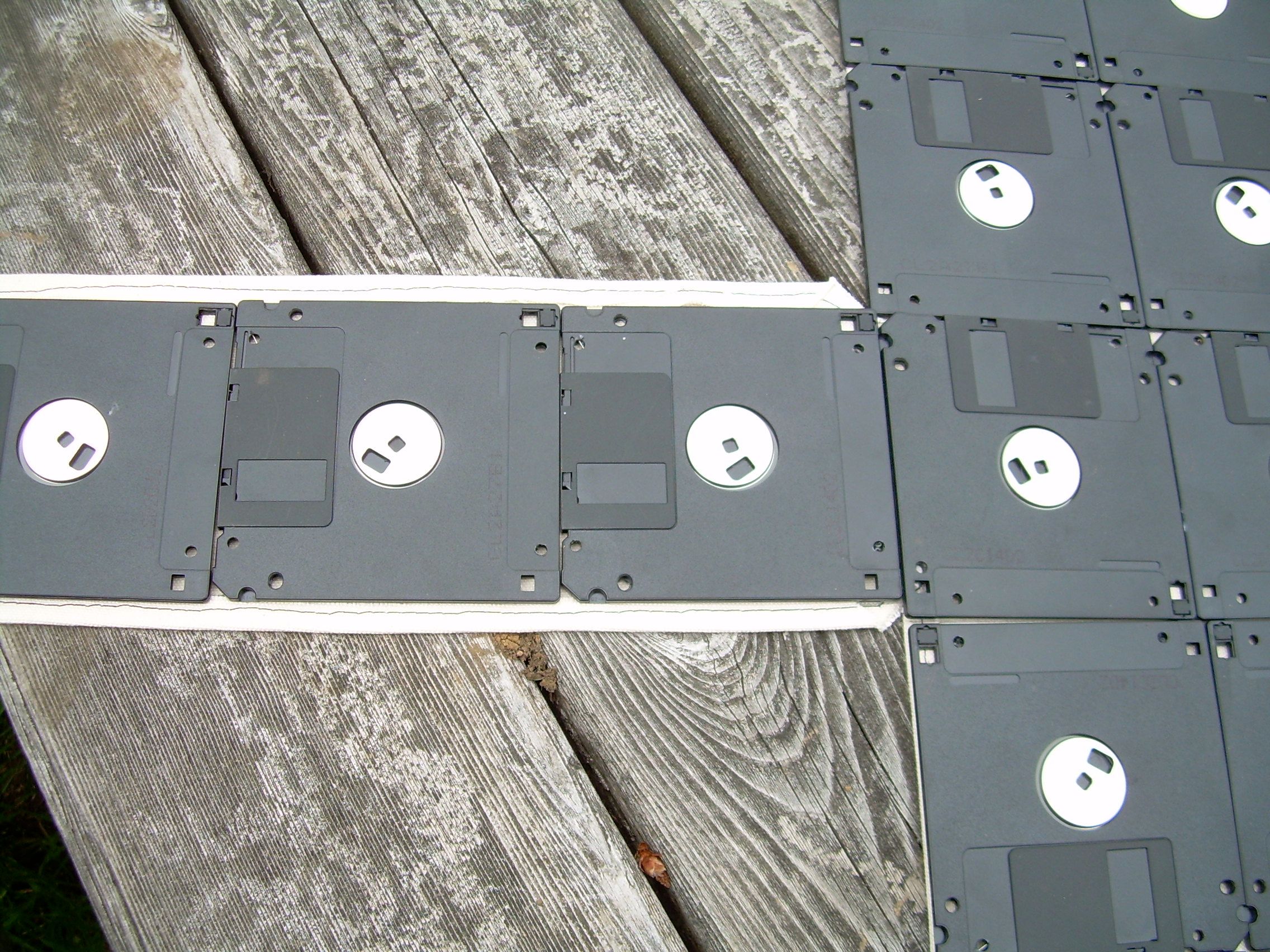 Floppy Disk Bag: Install Disk 2 : 21 Steps (with Pictures) - Instructables