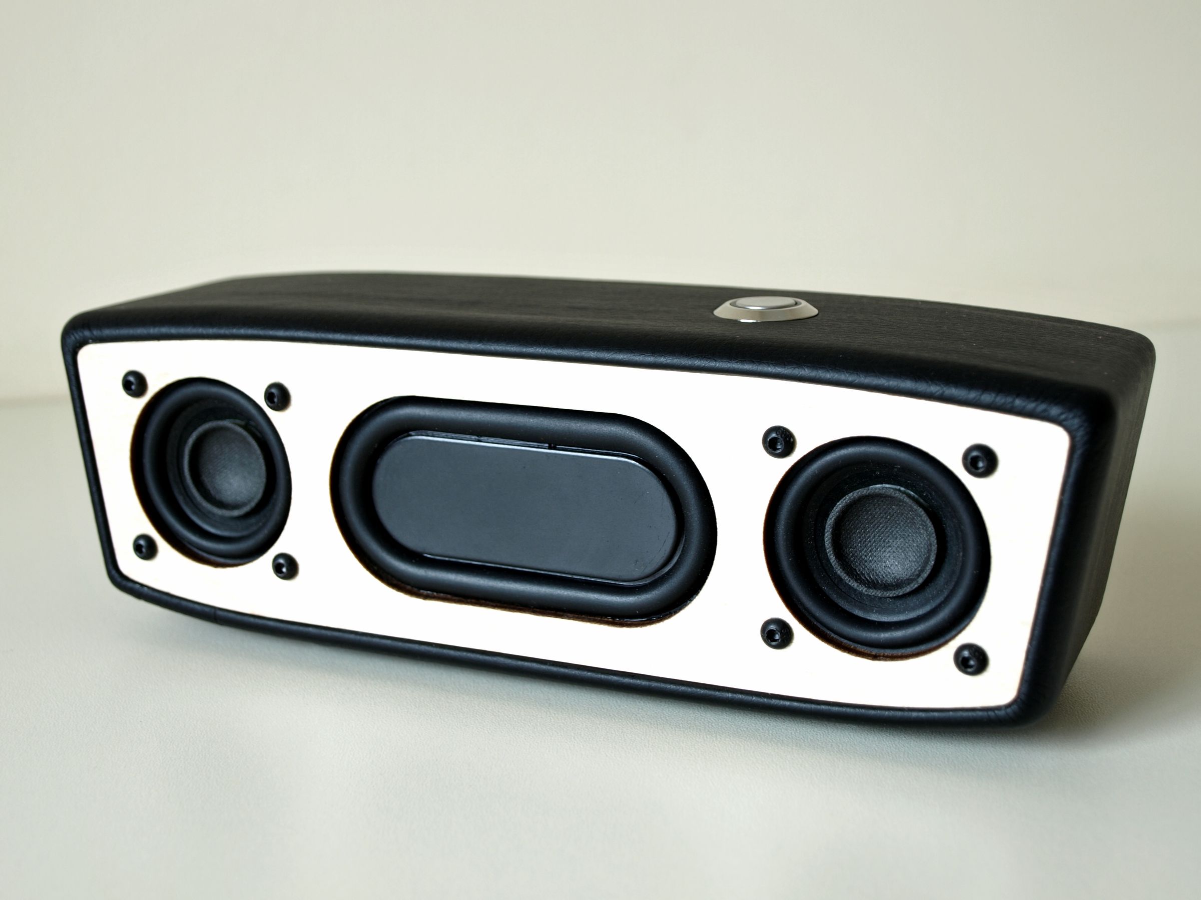 Portable Bluetooth Speaker (FREE PLANS) : 9 Steps (with Pictures ...