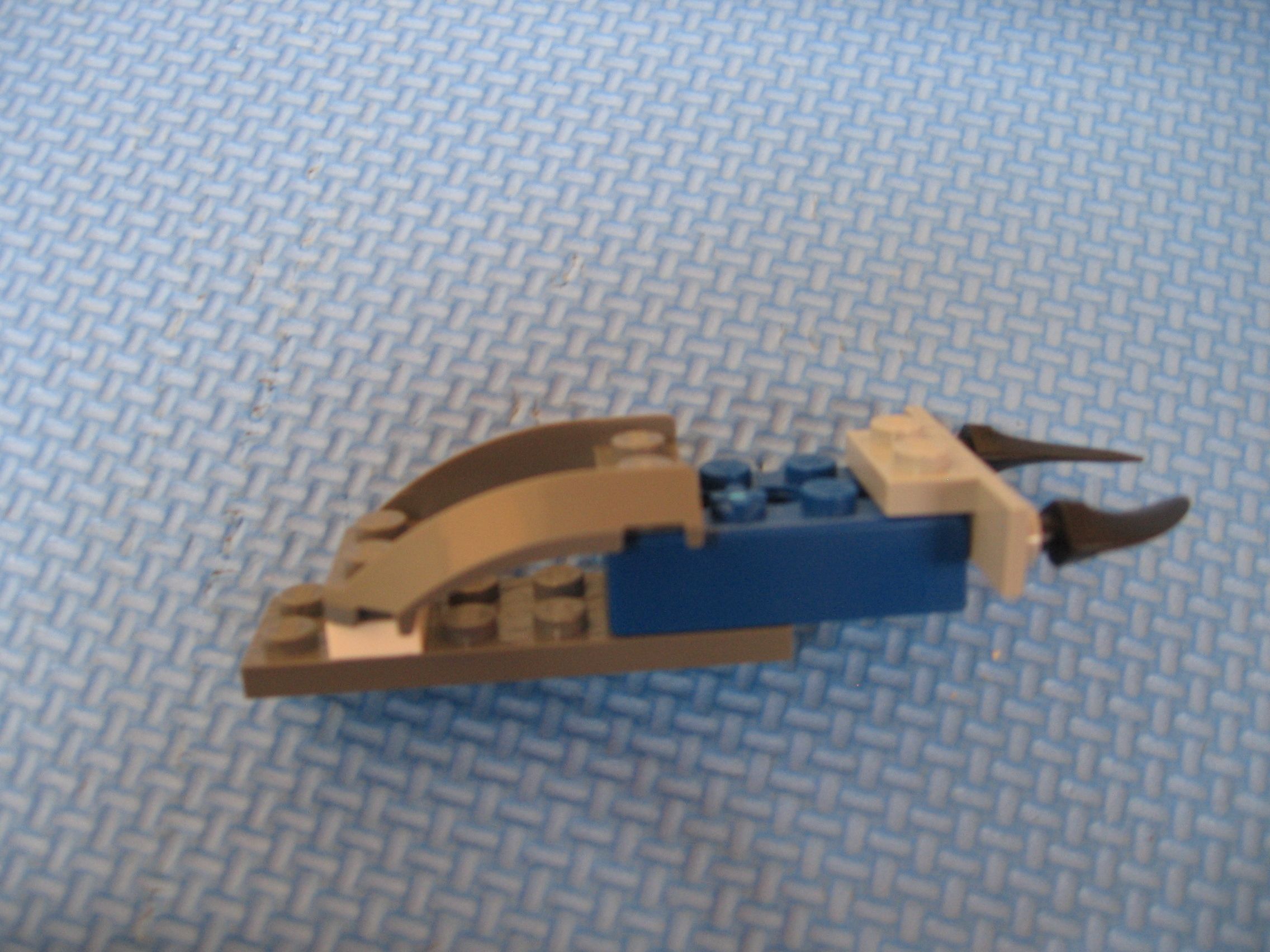 Lego Space Craft With Alien : 5 Steps - Instructables