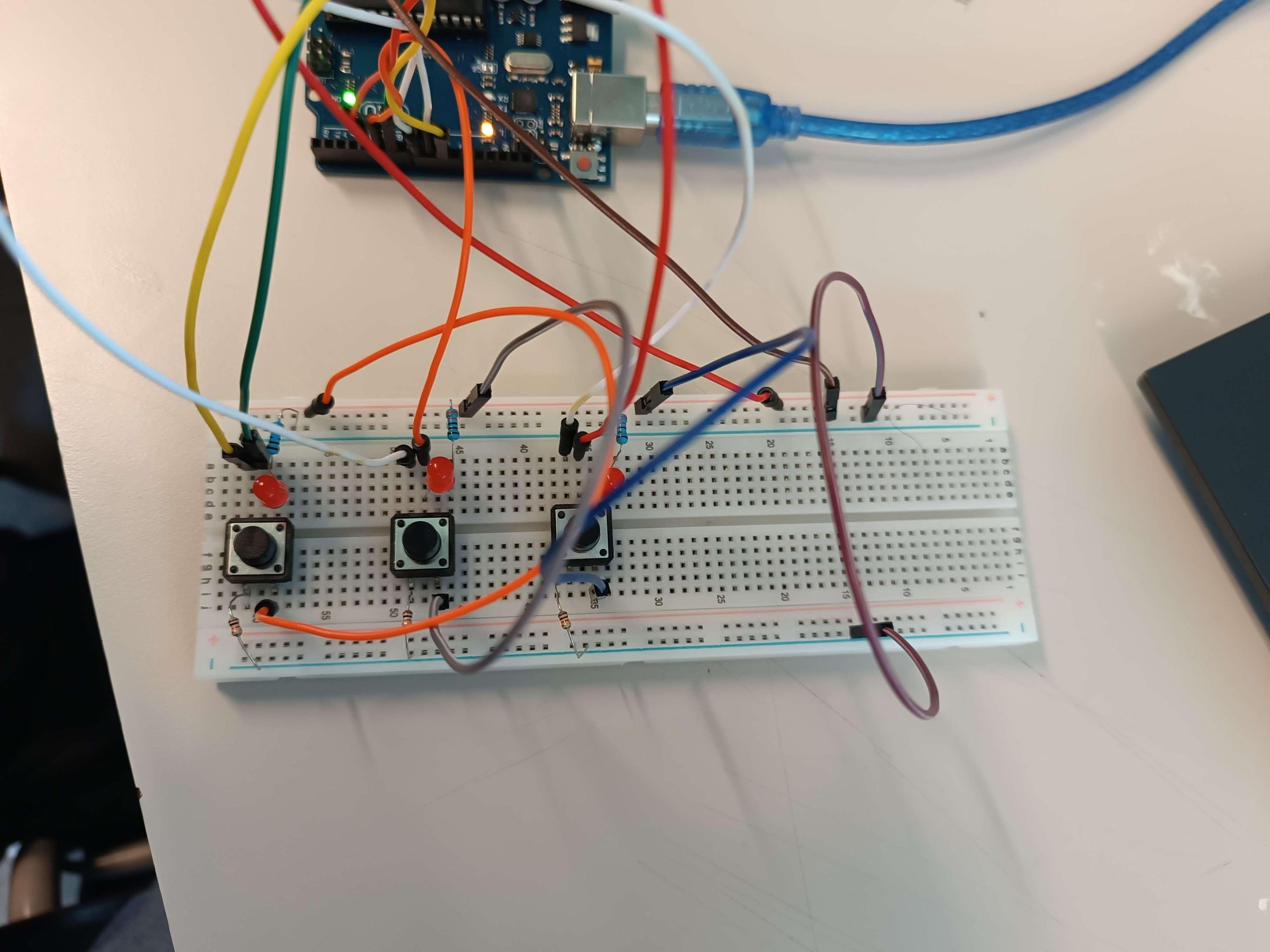 Whack a Mole Voor Beginners : 8 Steps - Instructables