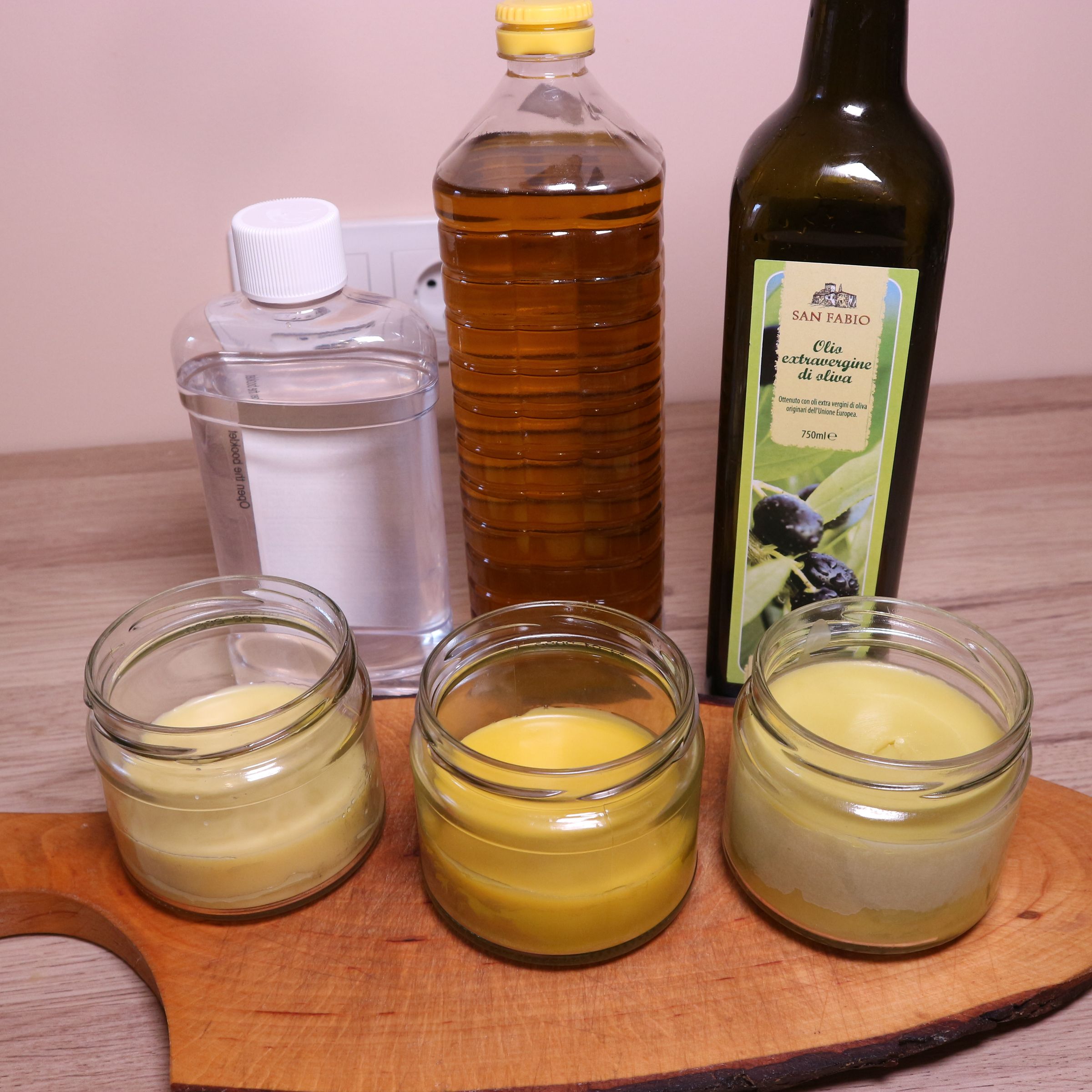 How to Make Food Safe Finishing Wax : 4 Steps (with Pictures ...