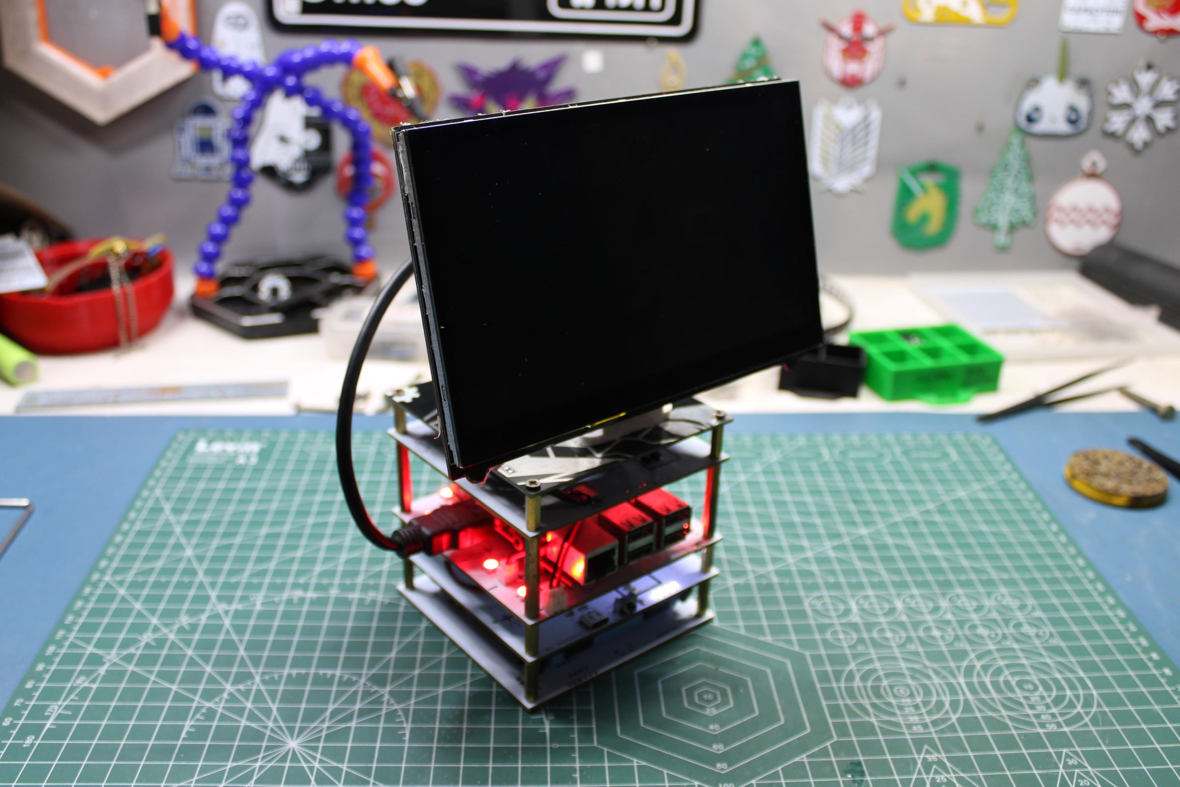 Sandwitch Dot IO Display Board : 10 Steps (with Pictures) - Instructables