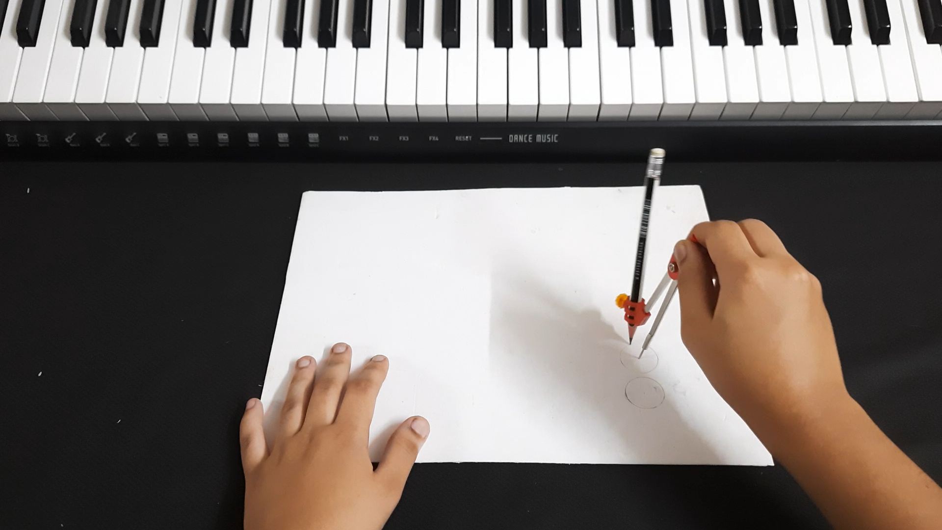 "DIY String Toy Tutorial: How to Make Your Own Fun and Easy String Toys" : 10 Steps (with ...