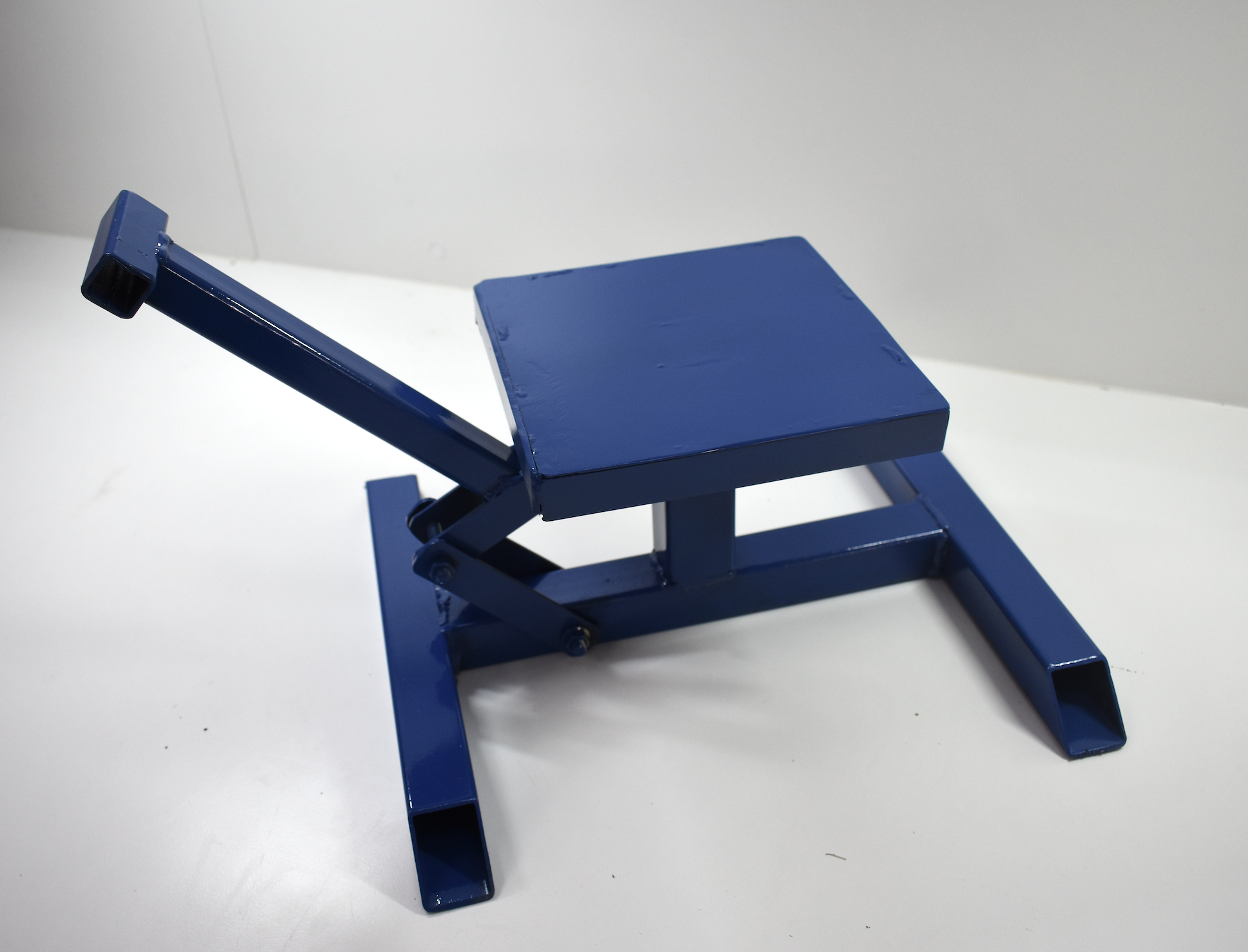Motorcycle Lift Stand : 6 Steps (with Pictures) - Instructables