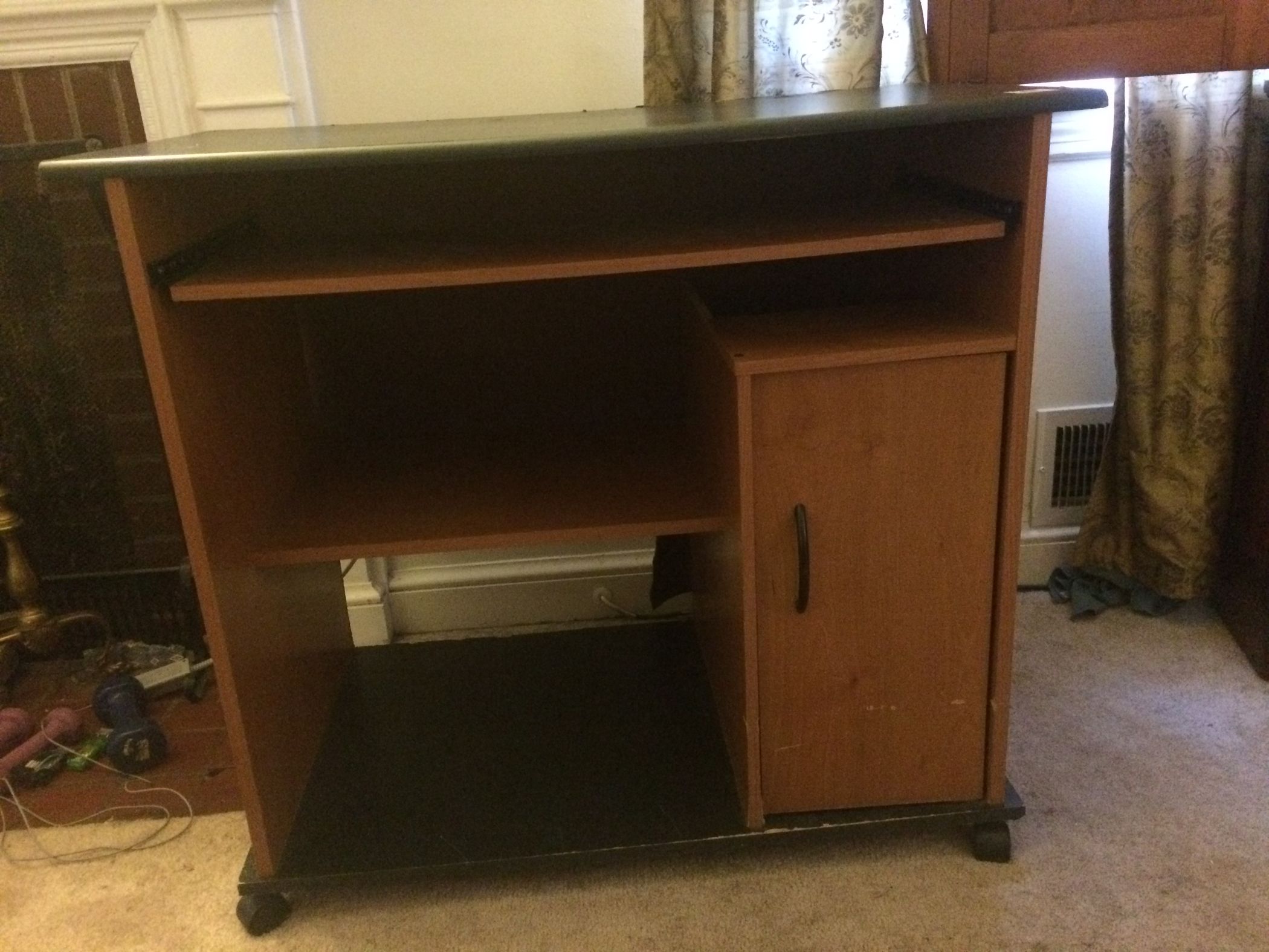 Computer Desk Flip : 5 Steps - Instructables