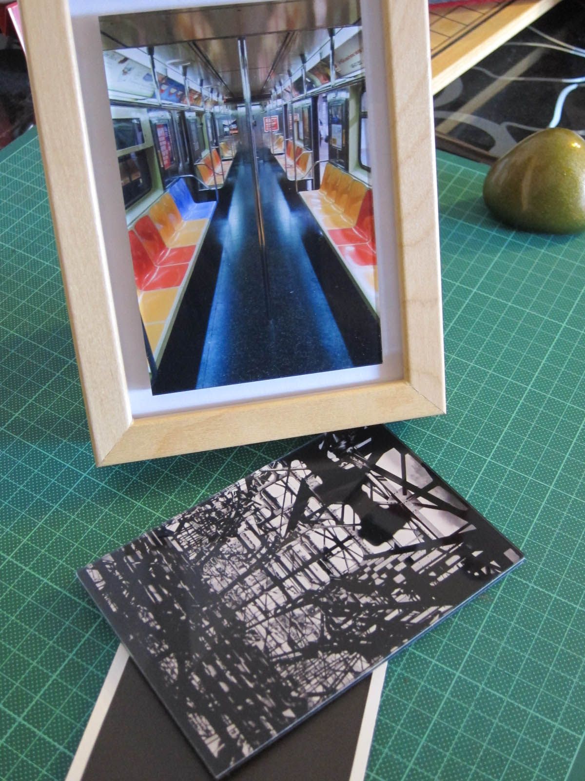 Magnetic Frame for Dibond Mounted Pictures : 4 Steps - Instructables