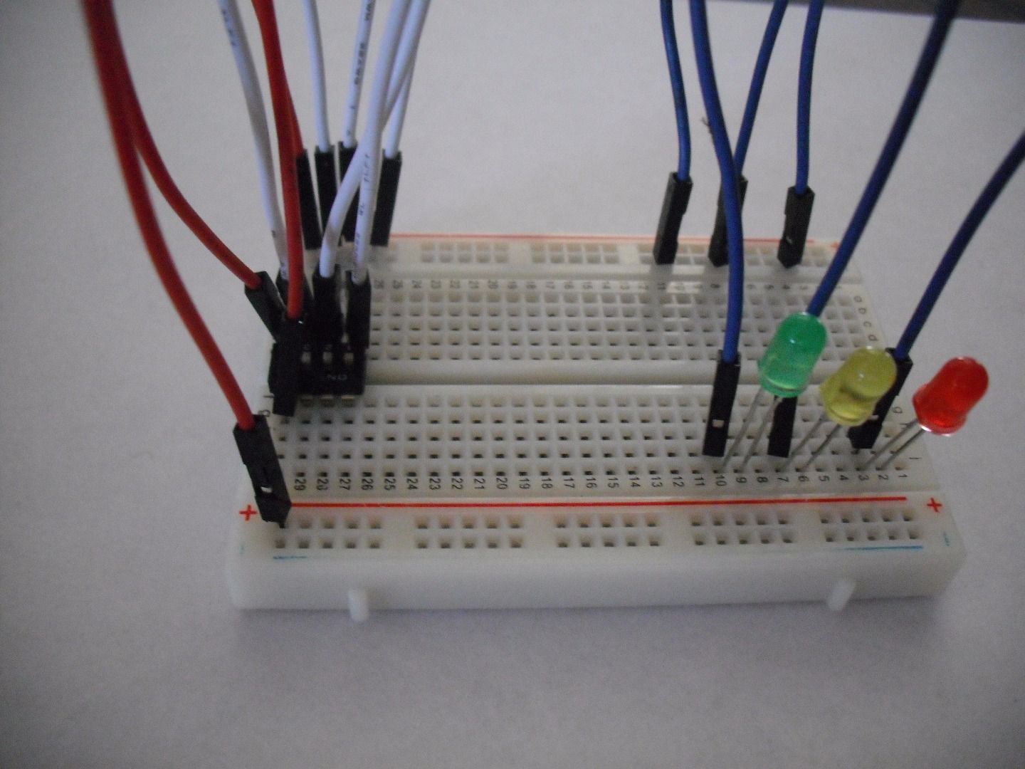 LinkIt ONE Decorative Traffic Light : 3 Steps - Instructables
