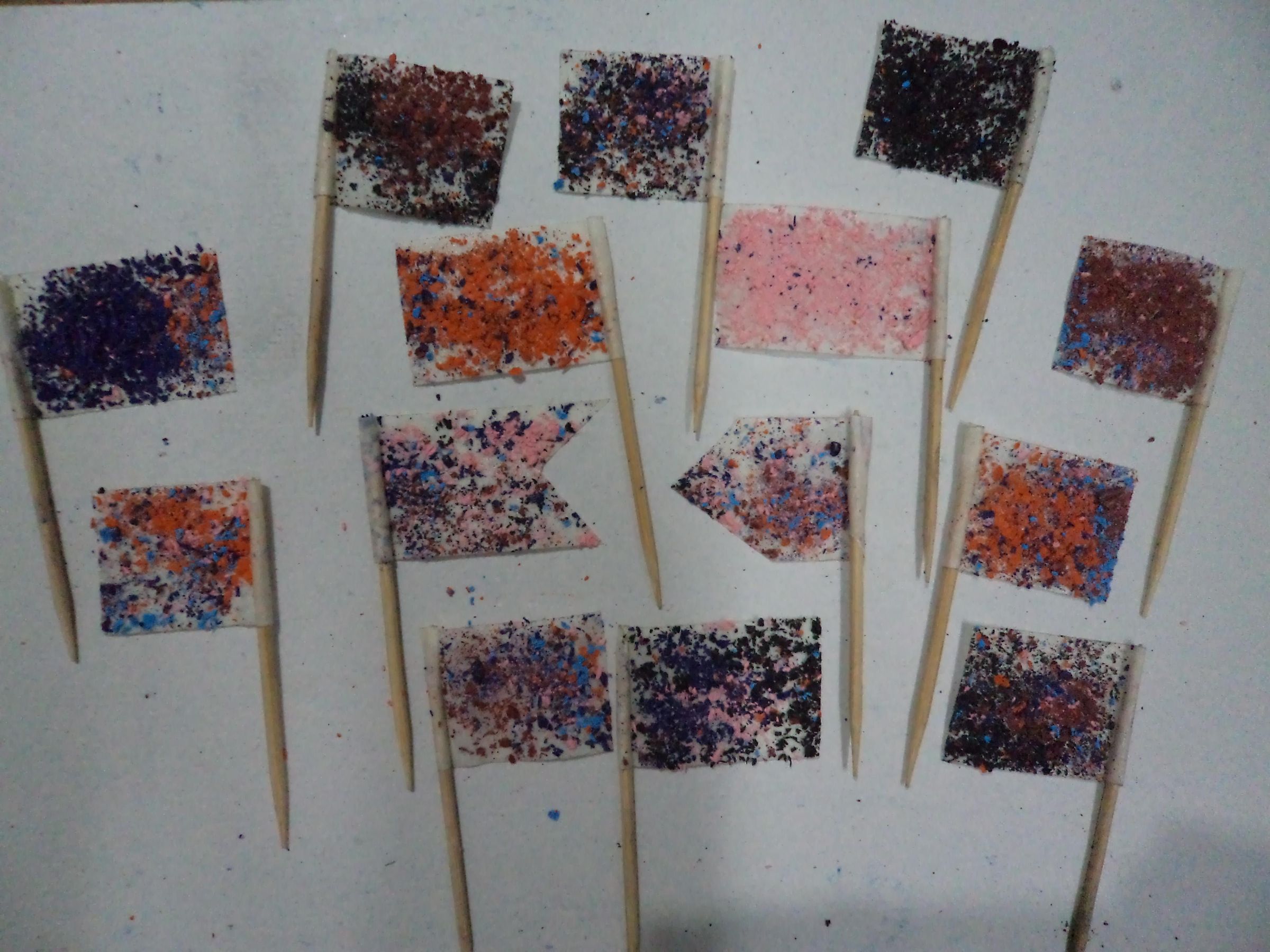 Crayon Flags : 4 Steps - Instructables