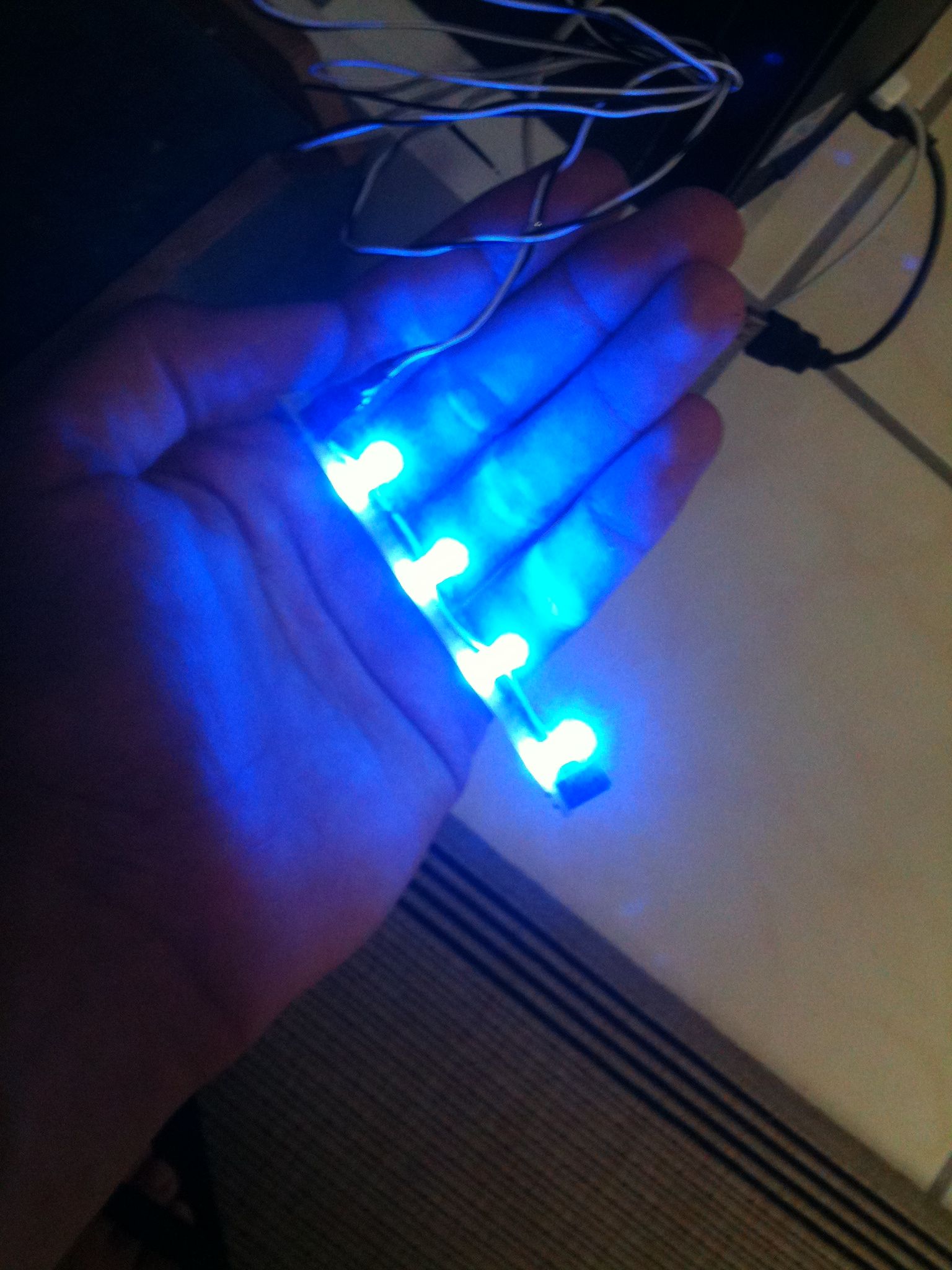 How to Make a Keyboard Night Light : 7 Steps - Instructables
