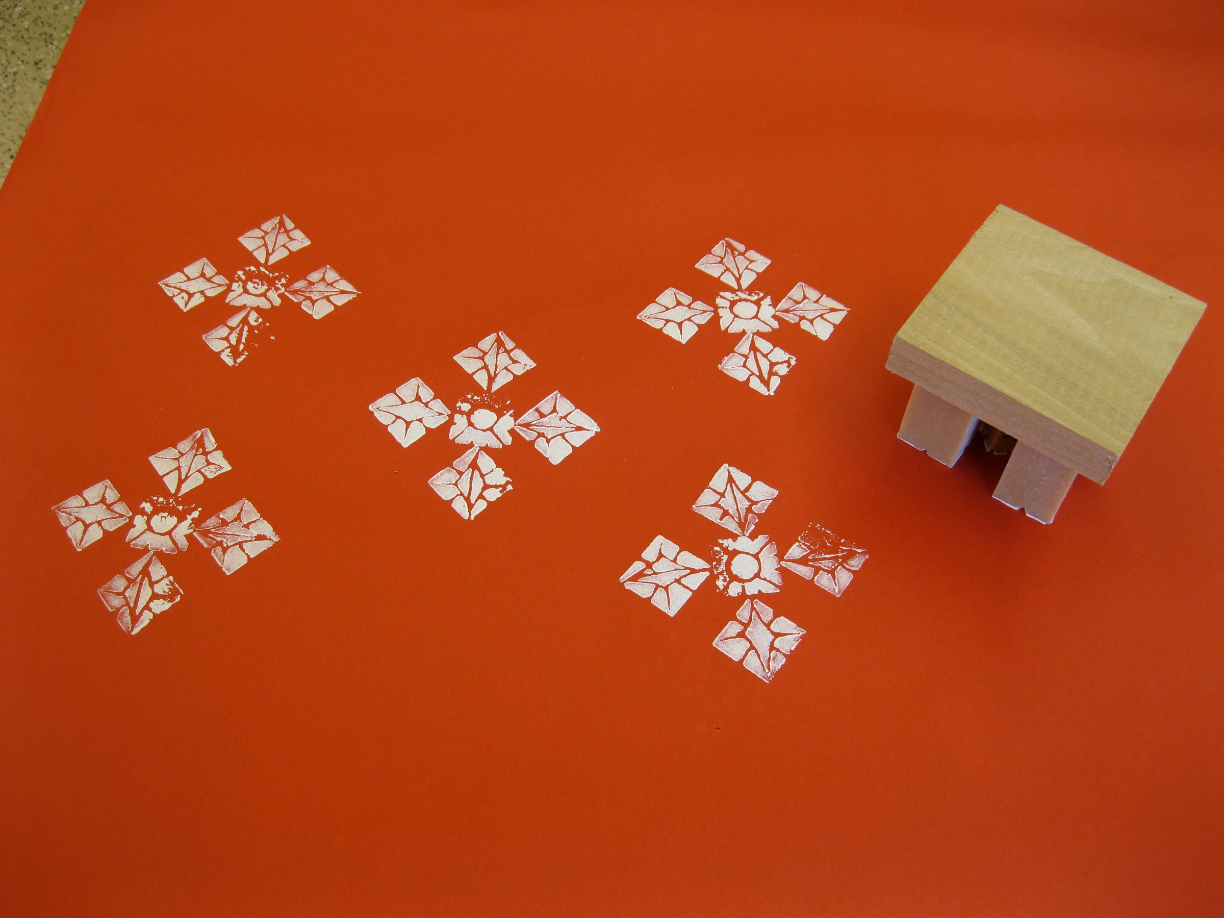 Snowflake Pattern Gift Wrap : 18 Steps (with Pictures) - Instructables