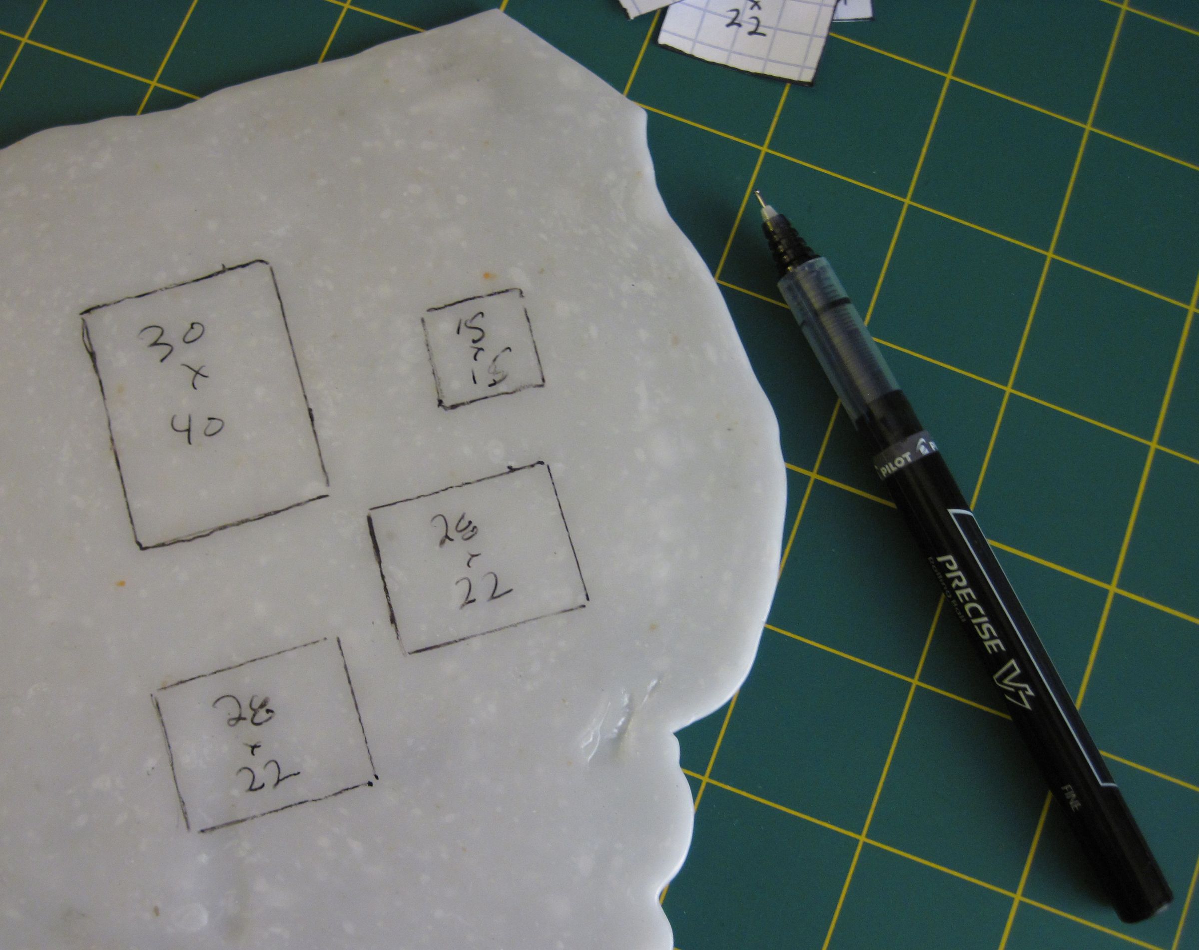 Custom Thermoplastic Battery Holder. : 6 Steps - Instructables