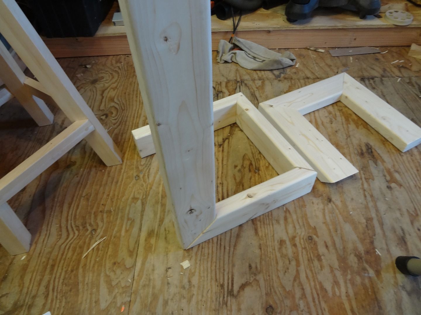2x4 End Table : 10 Steps (with Pictures) - Instructables