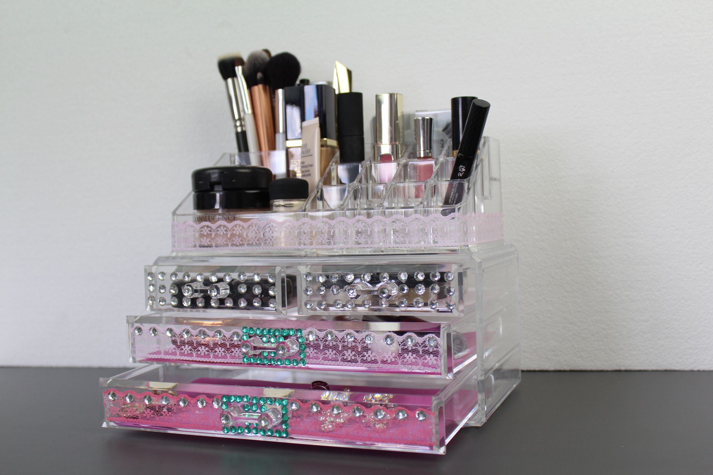 DIY Makeup Storage | Makeup Stand and Organization : 7 Steps ...