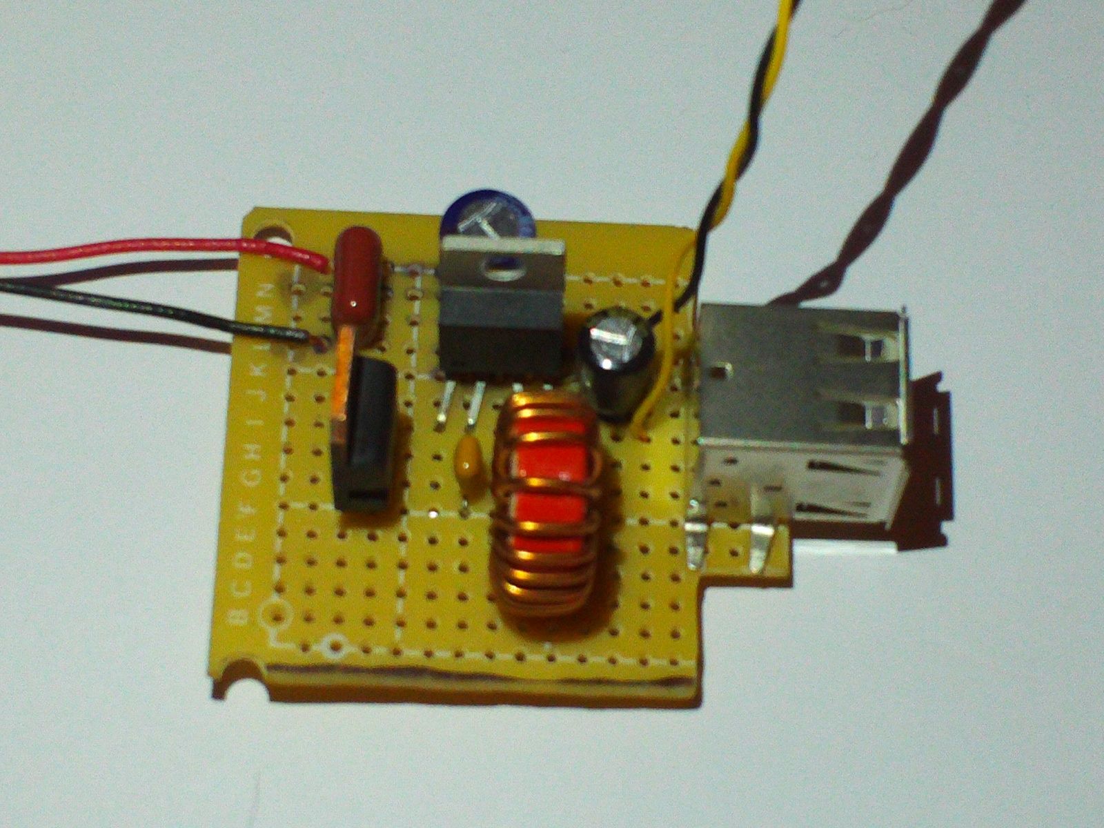 Dual USB Charger With Switching Regulator : 5 Steps - Instructables