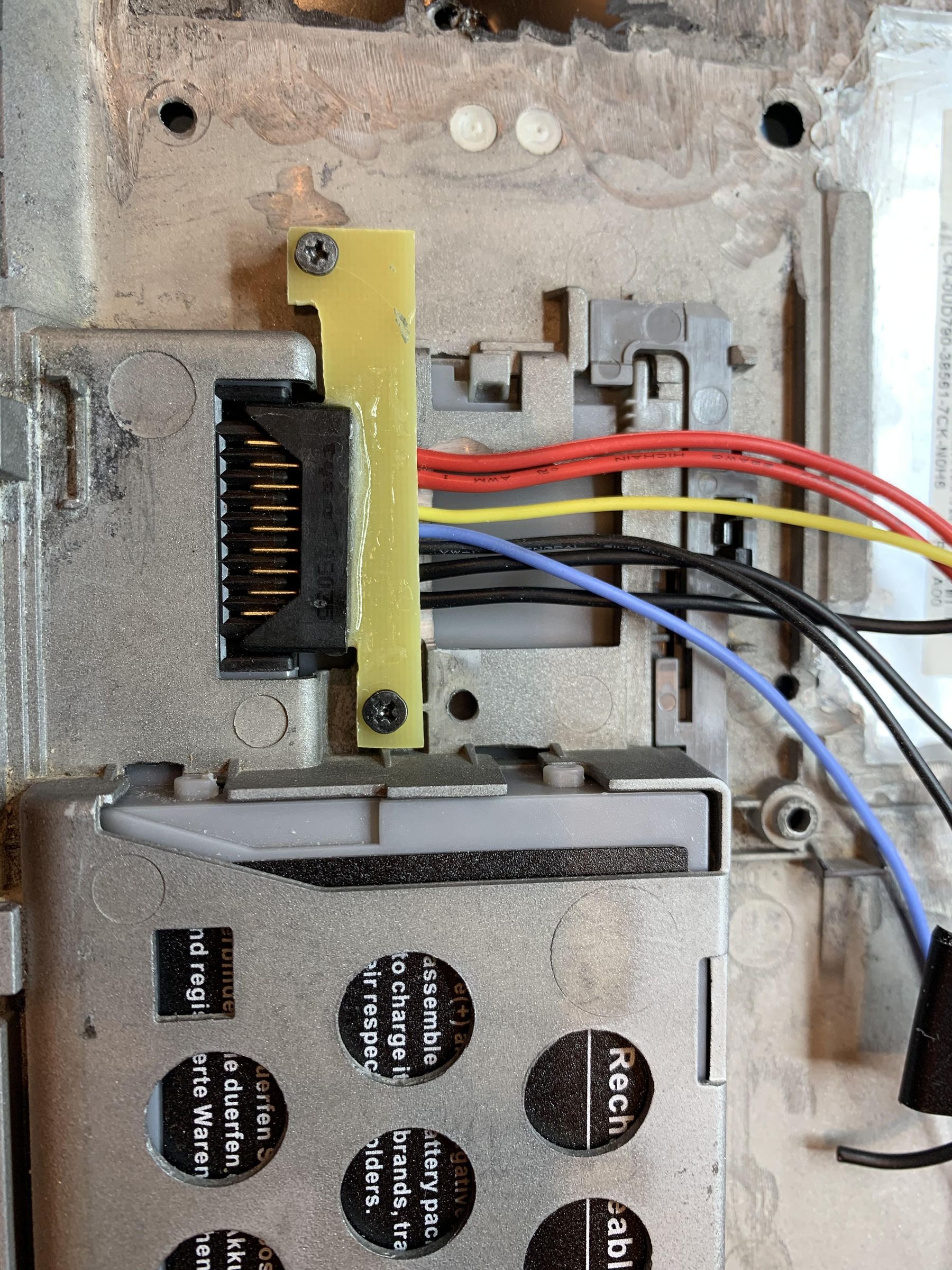 Battery Powered Raspberry Pi in Repurposed Laptop : 16 Steps (with ...