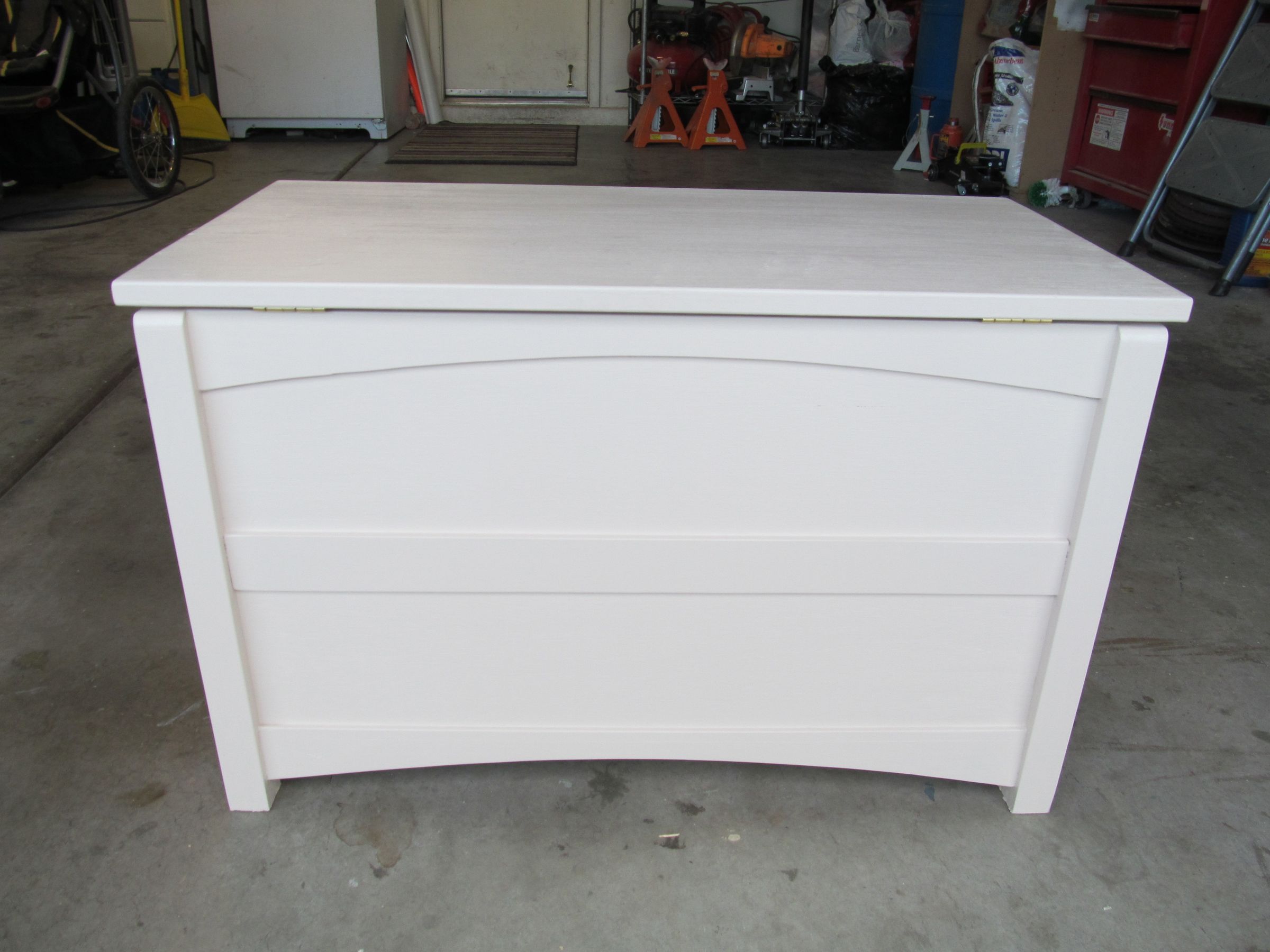 How to Make a Blanket Chest. : 11 Steps (with Pictures) - Instructables