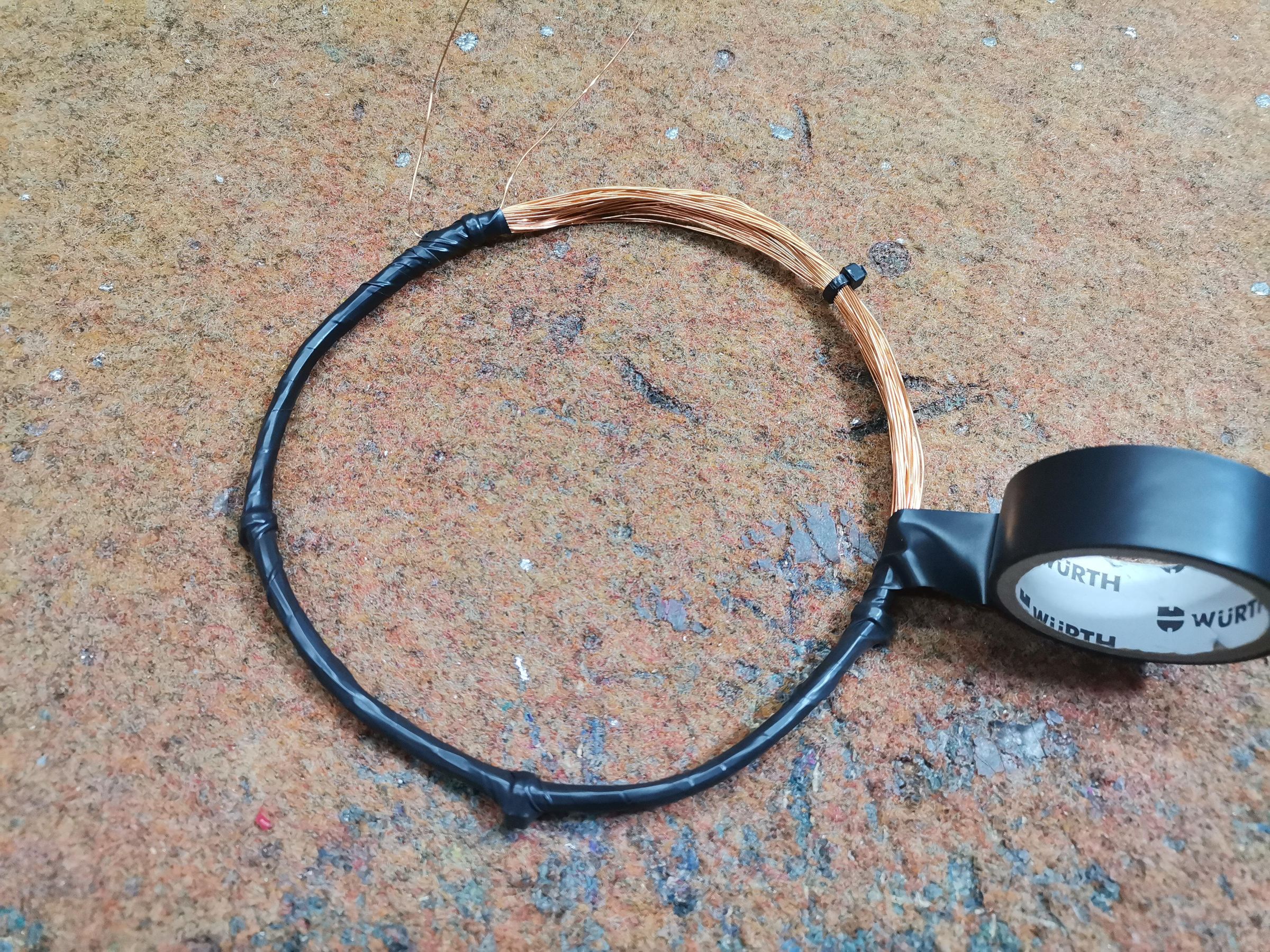 DIY Super Simple Sensitive Metal Detector : 3 Steps (with Pictures ...