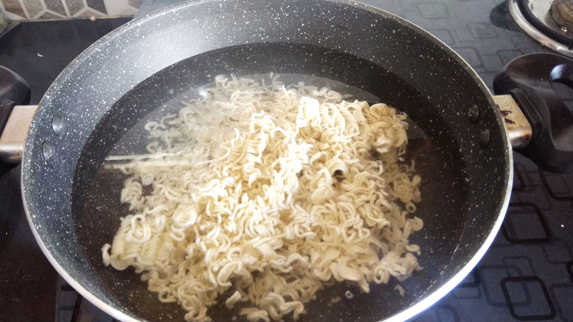 Fried Maggie : 5 Steps - Instructables