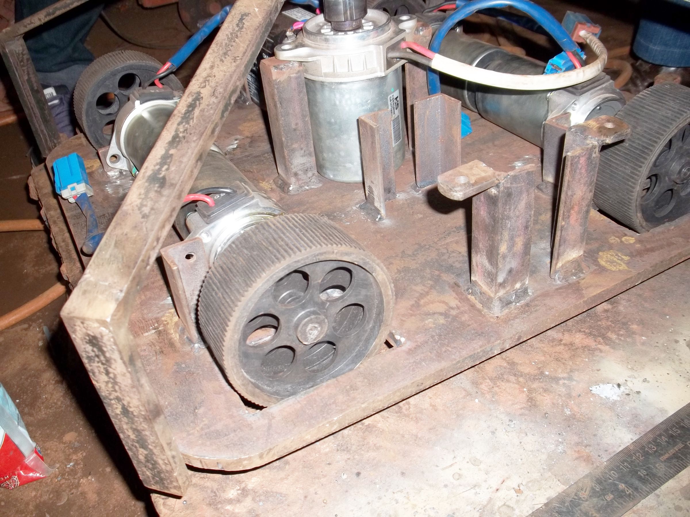 Blitzkrieg: the Bluetooth Controlled 110lb Combat Robot. : 8 Steps ...