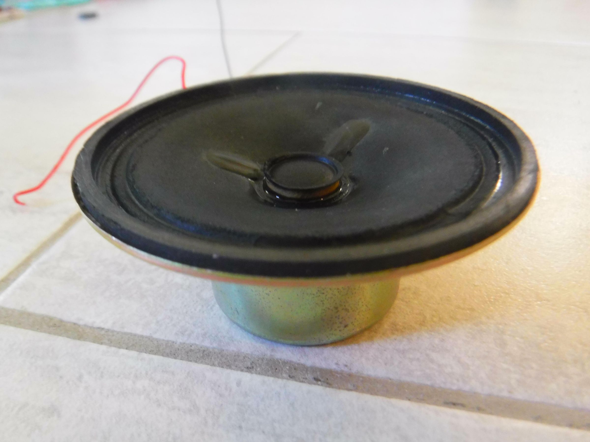 Speaker Resonating Device : 6 Steps - Instructables